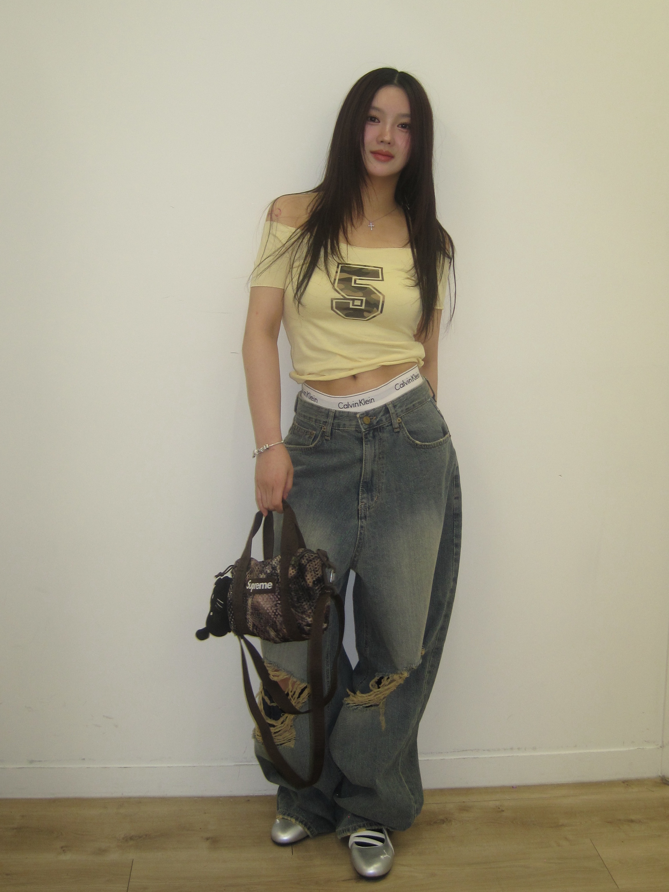 기무태리니 (@_____ttaer) 님의 게시물 | KREAM