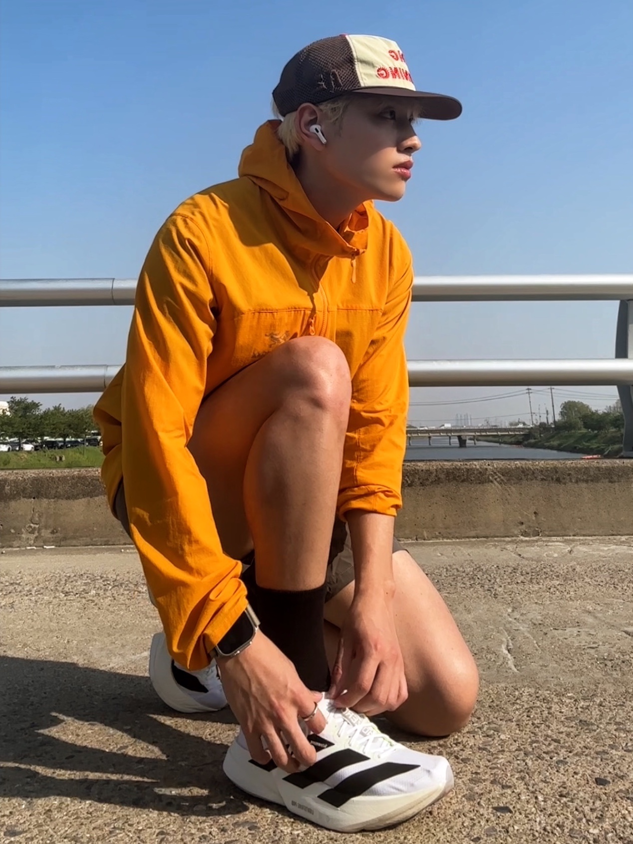 정동수 (@_dong.su) 님의 게시물 | KREAM