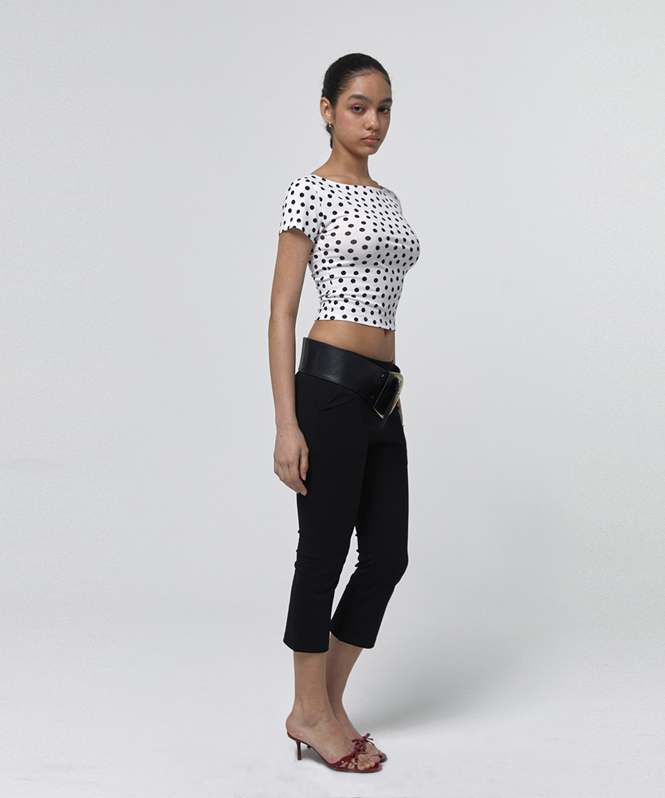 스웨이드 보트 넥 티 화이트 | Suade | KREAM