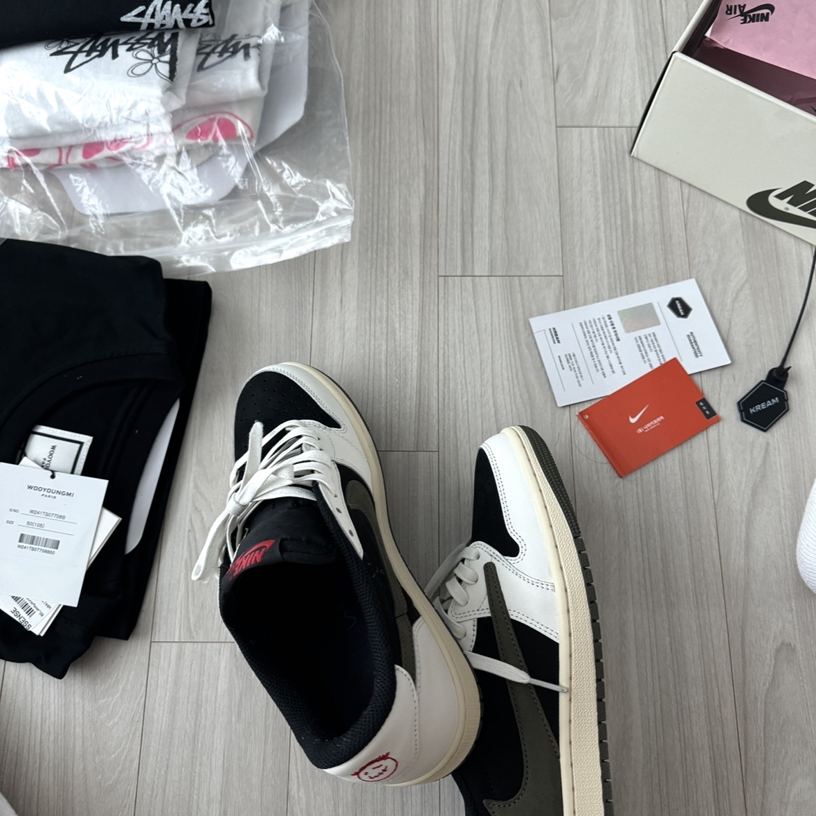 yjh7886 (@3djy83) 님의 게시물 | KREAM