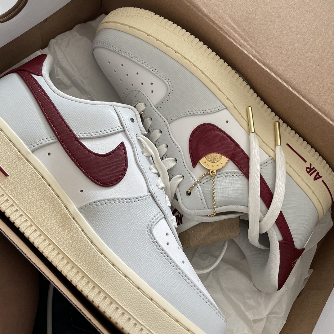 너무이쁘지요? | KREAM