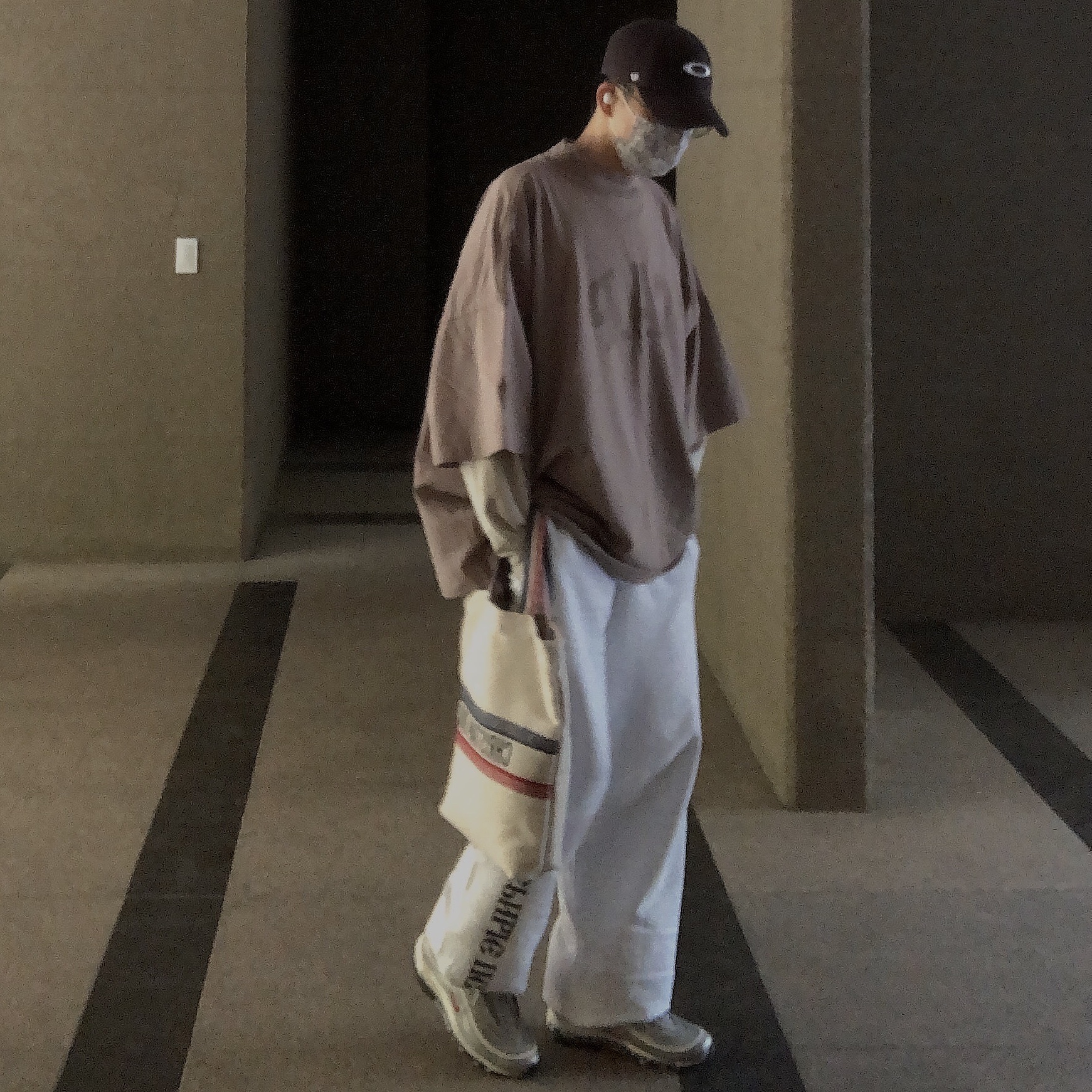 (@griff) 님의 게시물 | KREAM