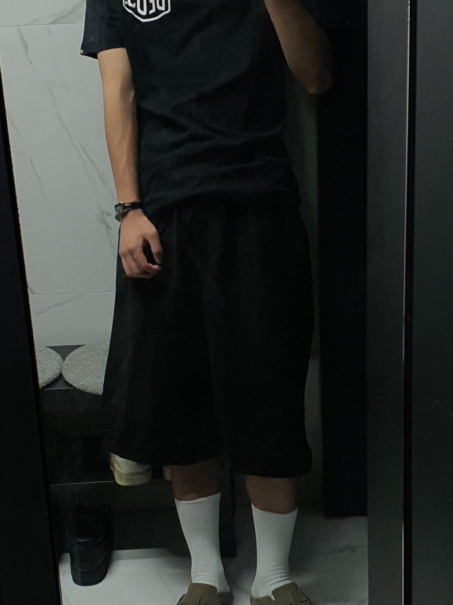 (@1l3oy) 님의 게시물 | KREAM