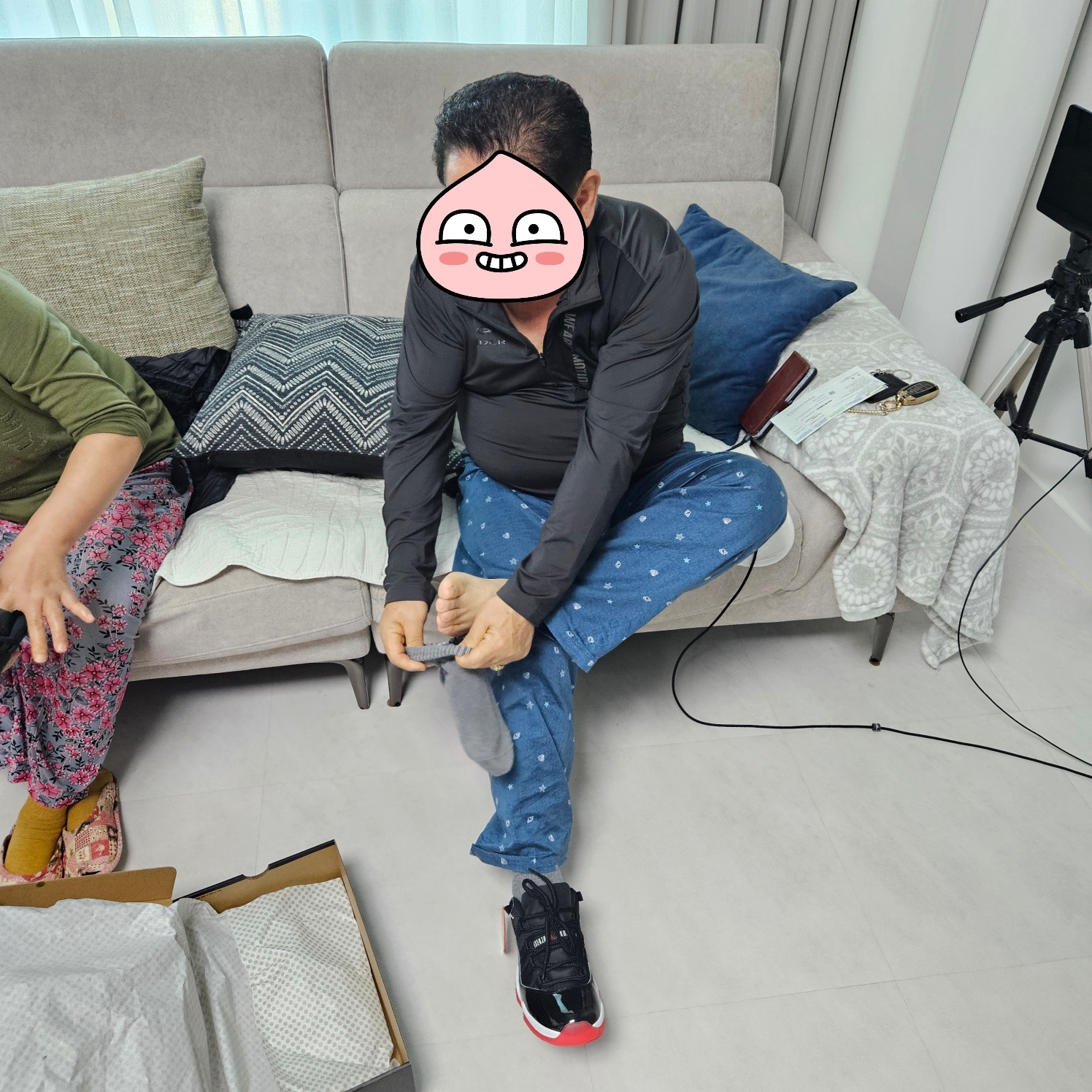 빠빠 브레드 찡찡 응애🐣🐣 | KREAM