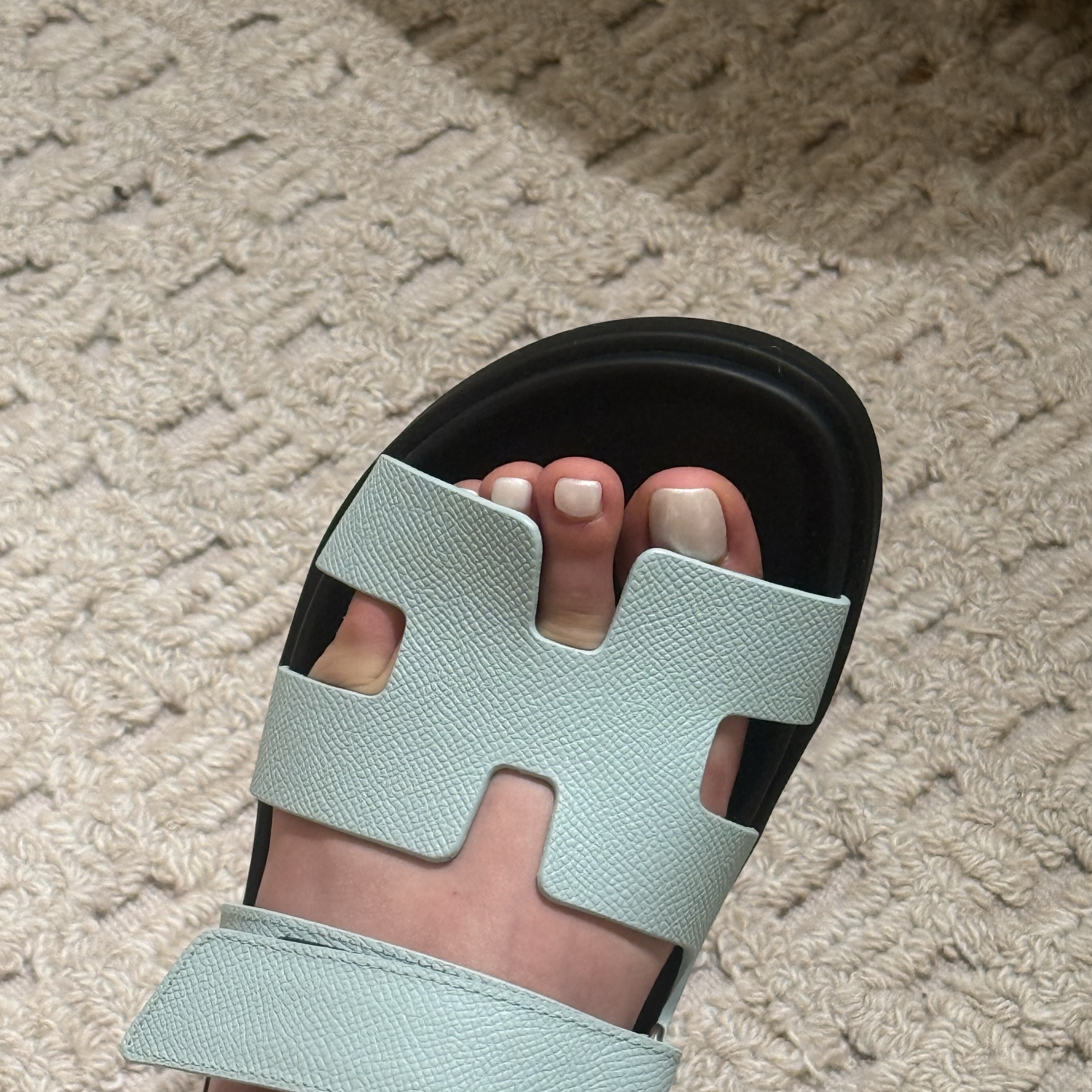 좀 낑긴다.. | KREAM