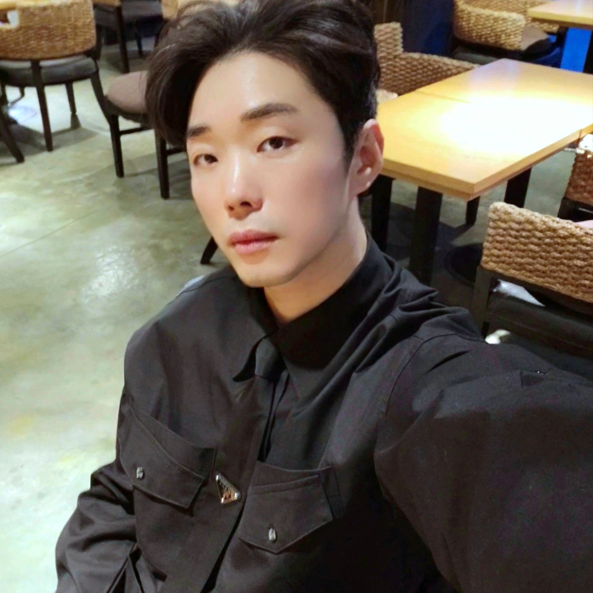 현종 (@hyun_iong1980) 님의 게시물 | KREAM