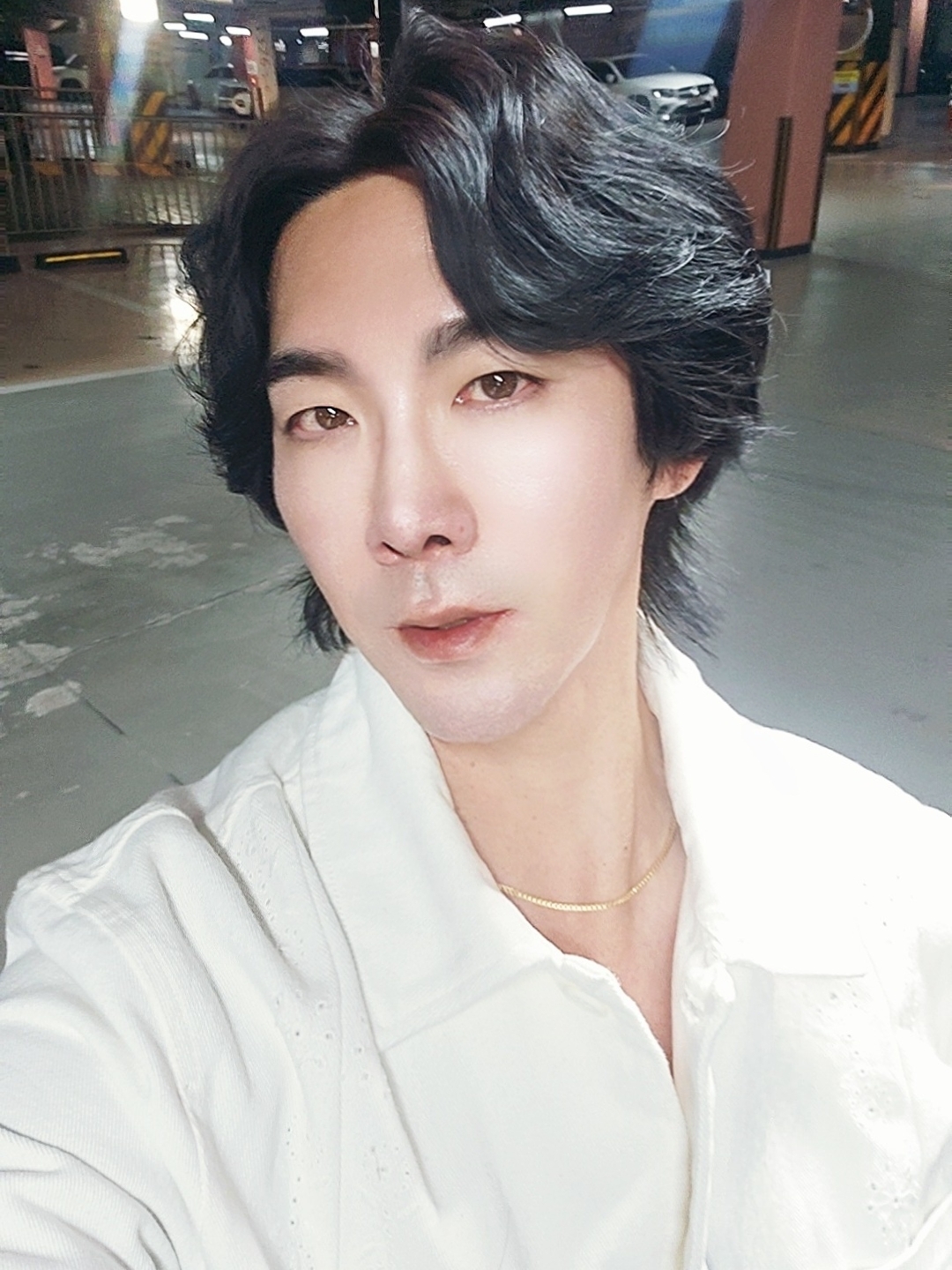 김 현 (@_kim_hyun_) 님의 게시물 | KREAM