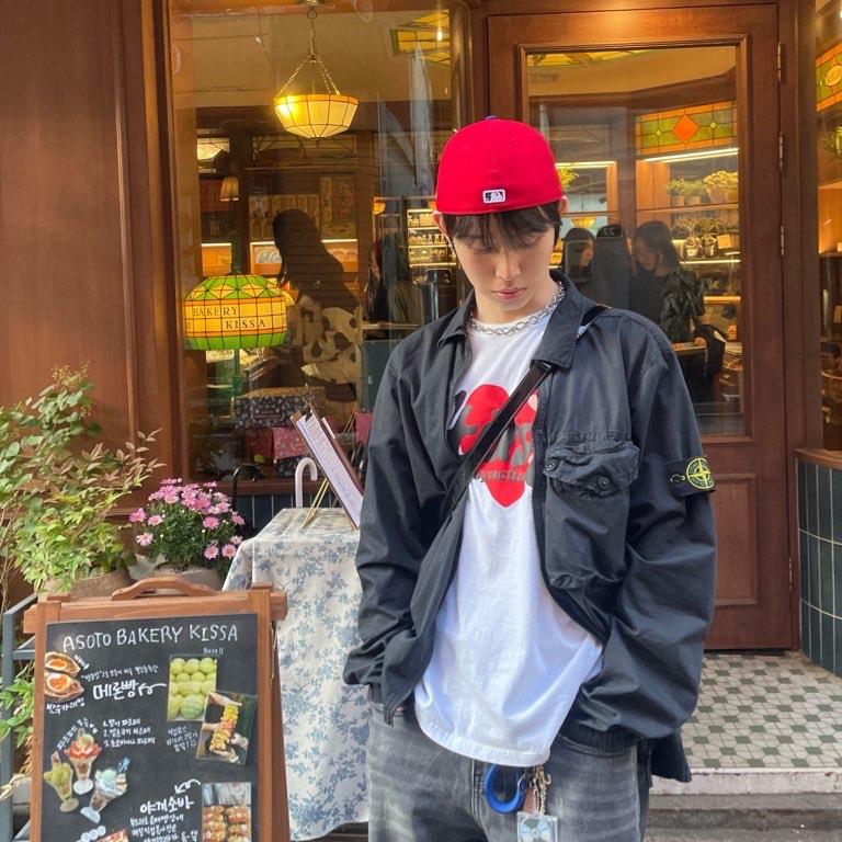 012 (@rise2gr8ness) 님의 게시물 | KREAM