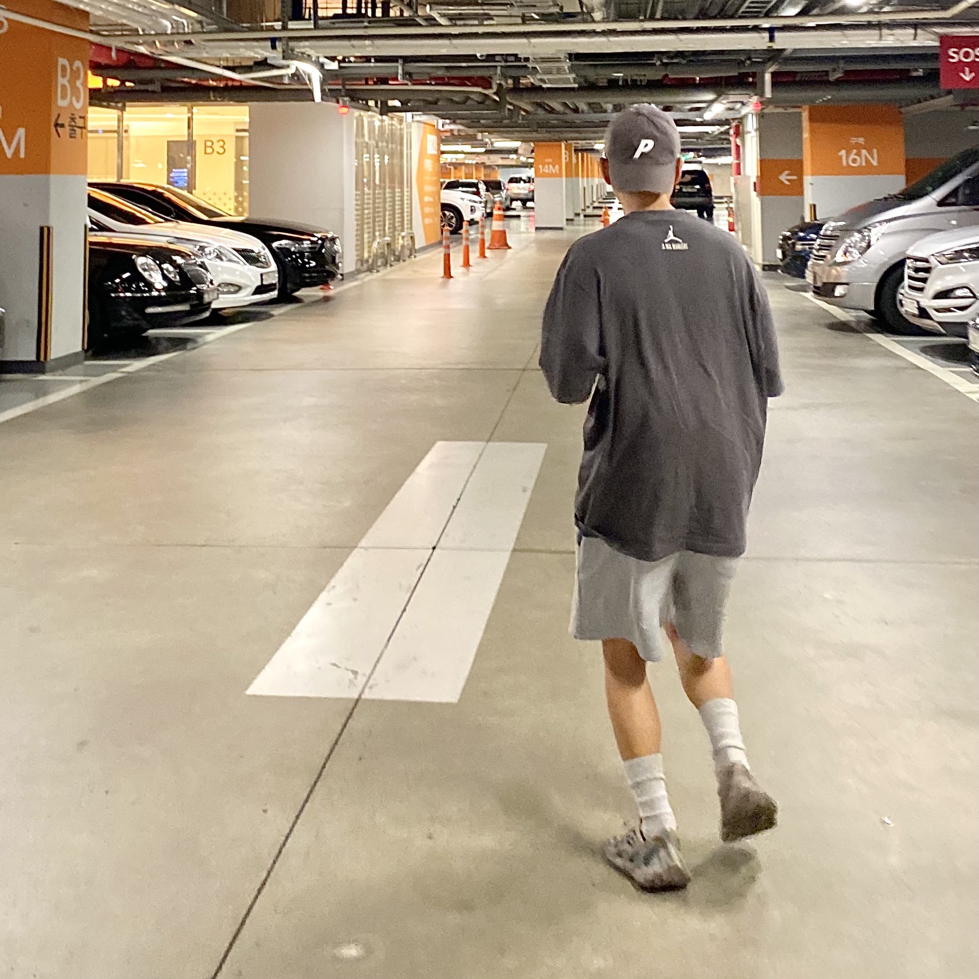 🤞 (@0yulluy0) 님의 게시물 | KREAM