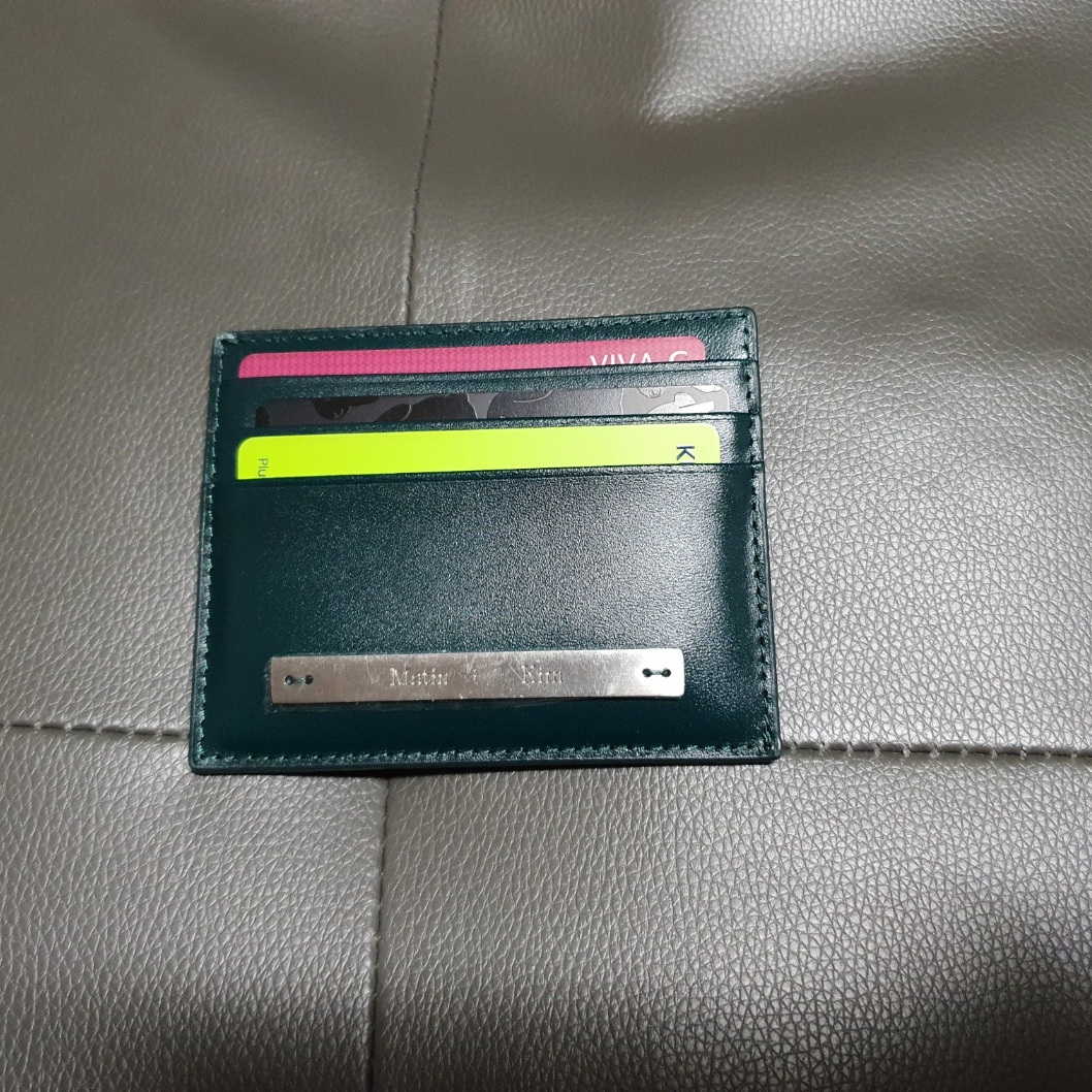 lg1664h (@fmvxbjmd) 님의 게시물 | KREAM