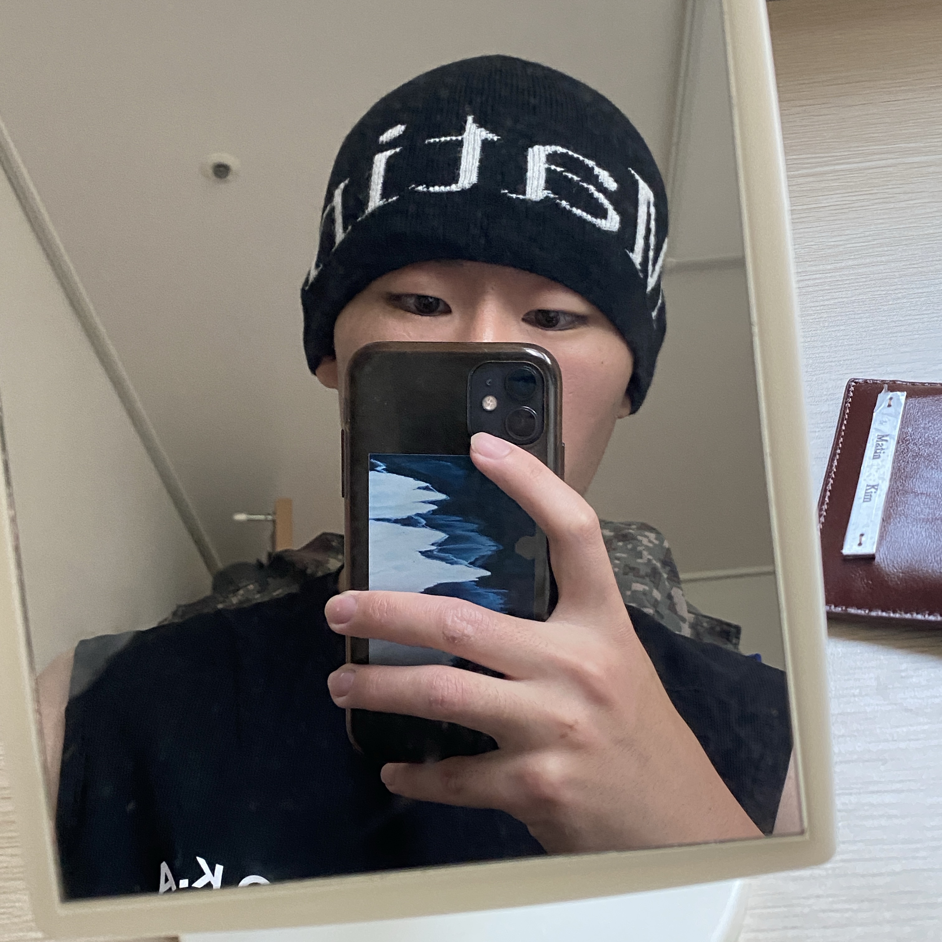 jihyun (@ardor) 님의 게시물 | KREAM