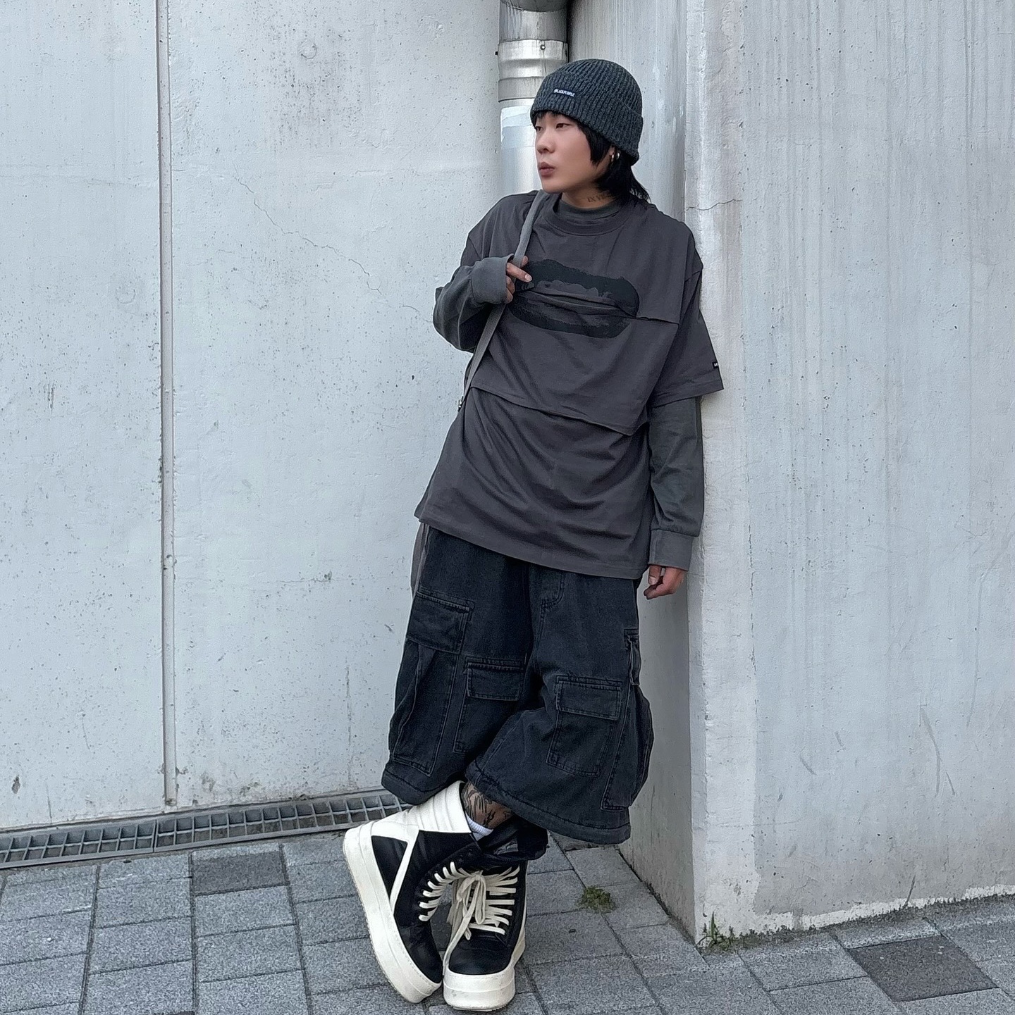 징기 (@jingy) 님의 게시물 | KREAM