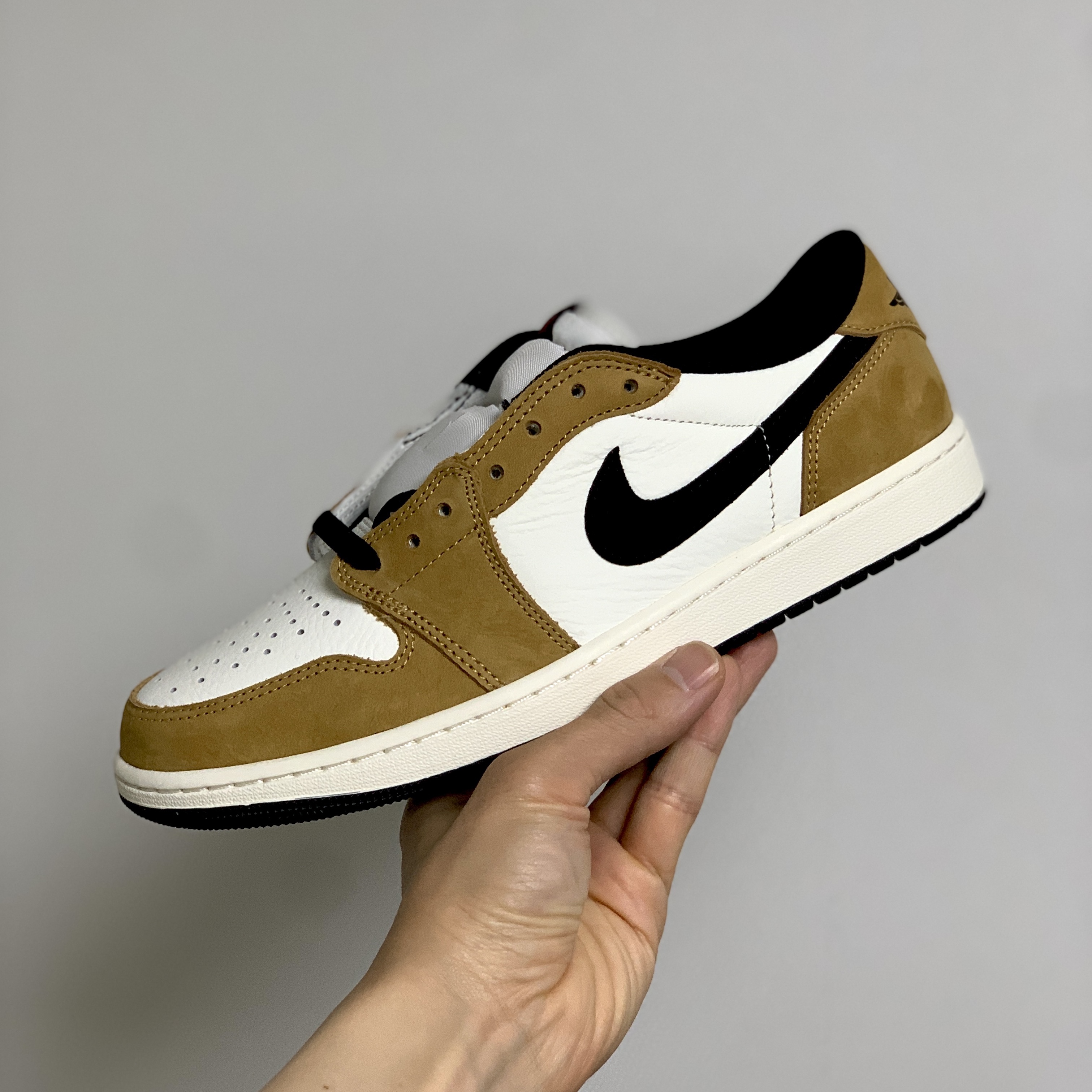 ⭐️너를위한조던⭐️ (@prayforyou39) 님의 게시물 | KREAM