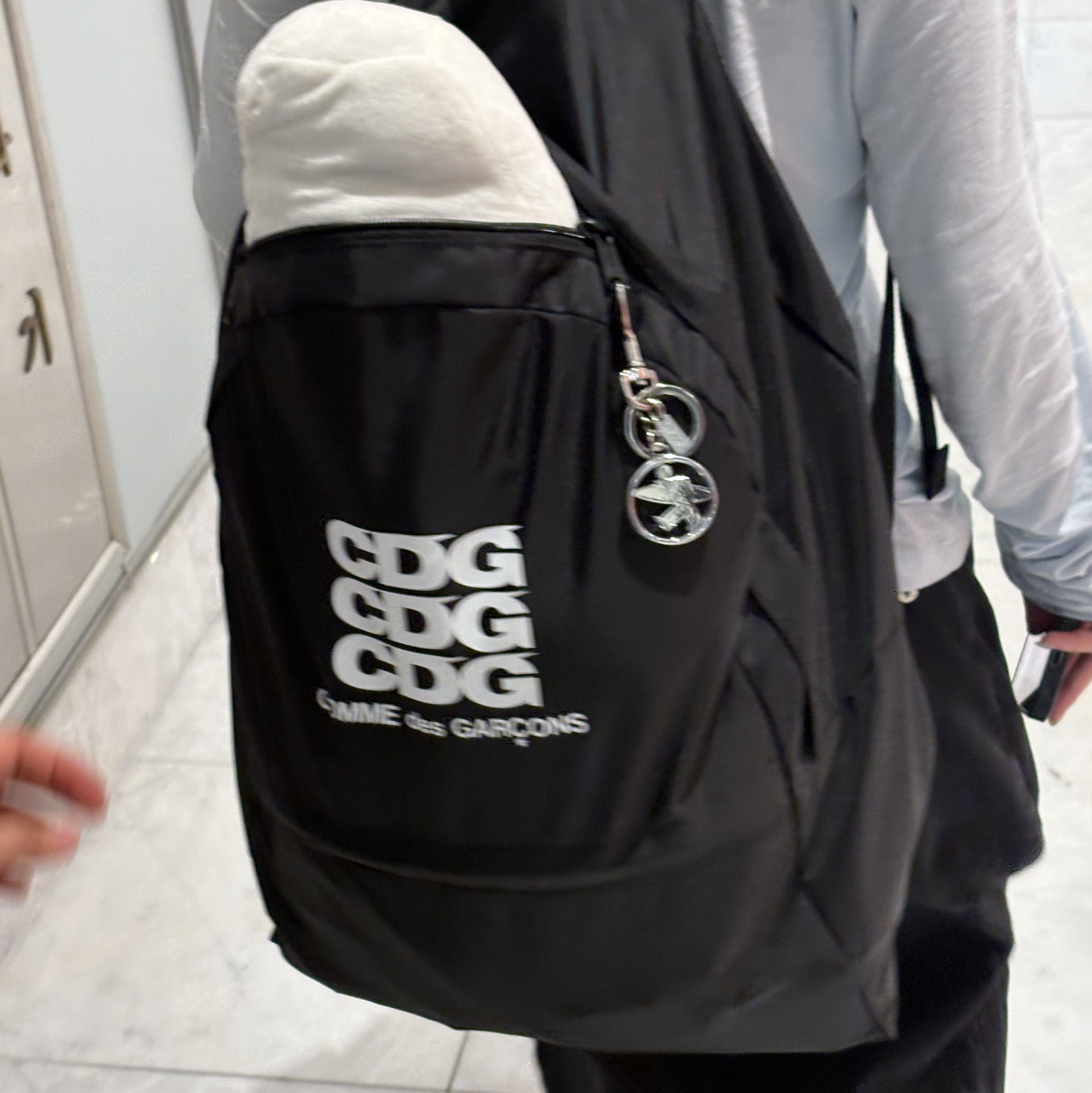 mmm (@otsyje) 님의 게시물 | KREAM