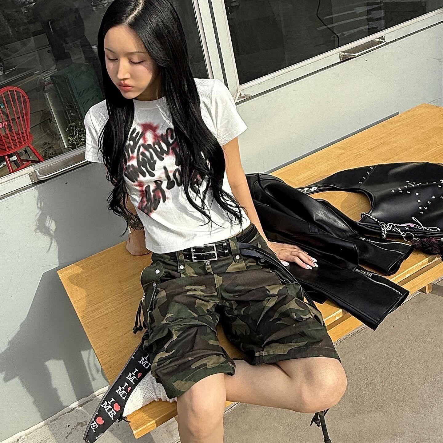 SPRAY STAR TEE | KREAM