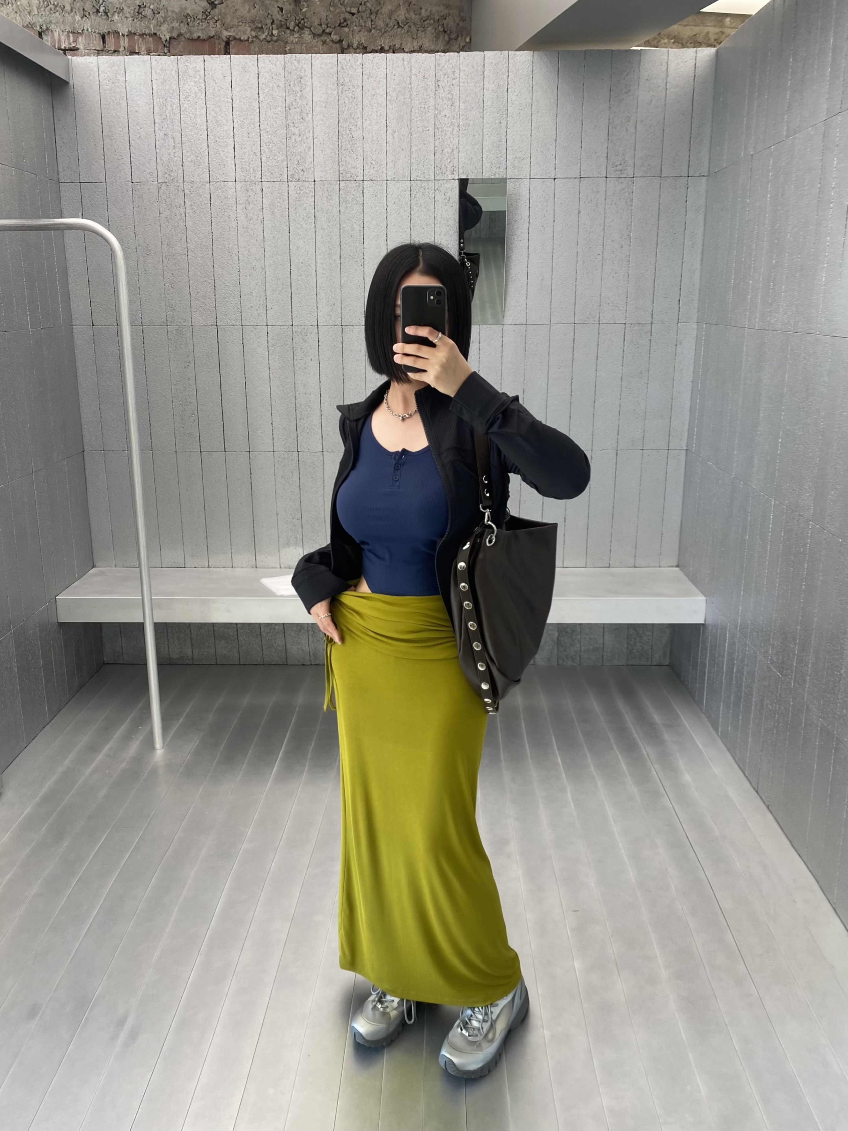 주다 (@z00___daa) 님의 게시물 | KREAM