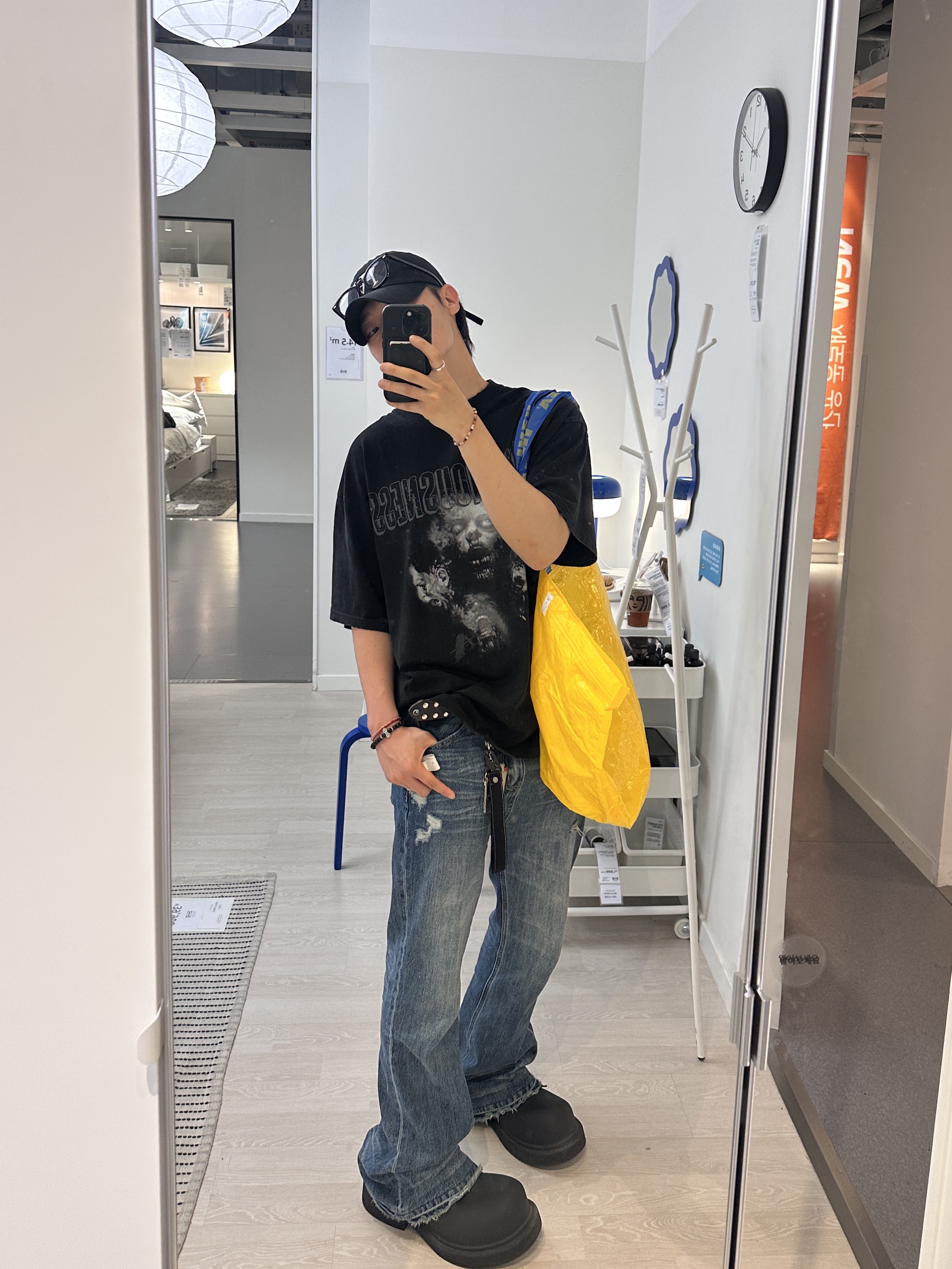 👀 (@kyun_222) 님의 게시물 | KREAM