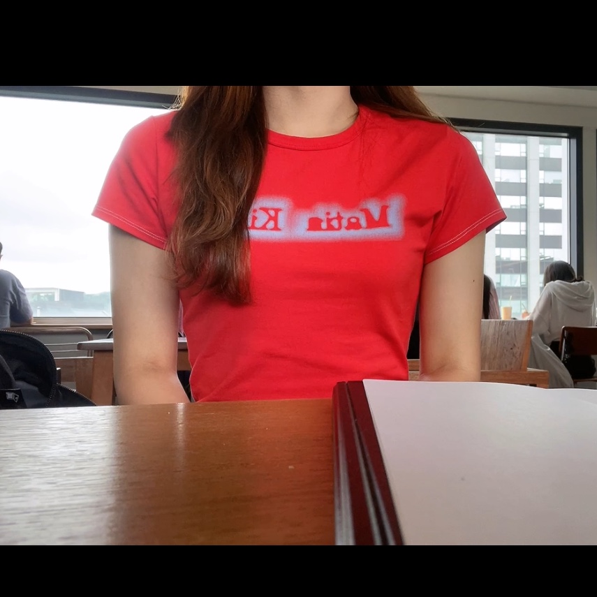 알콩 (@seo._.hyvv) 님의 게시물 | KREAM