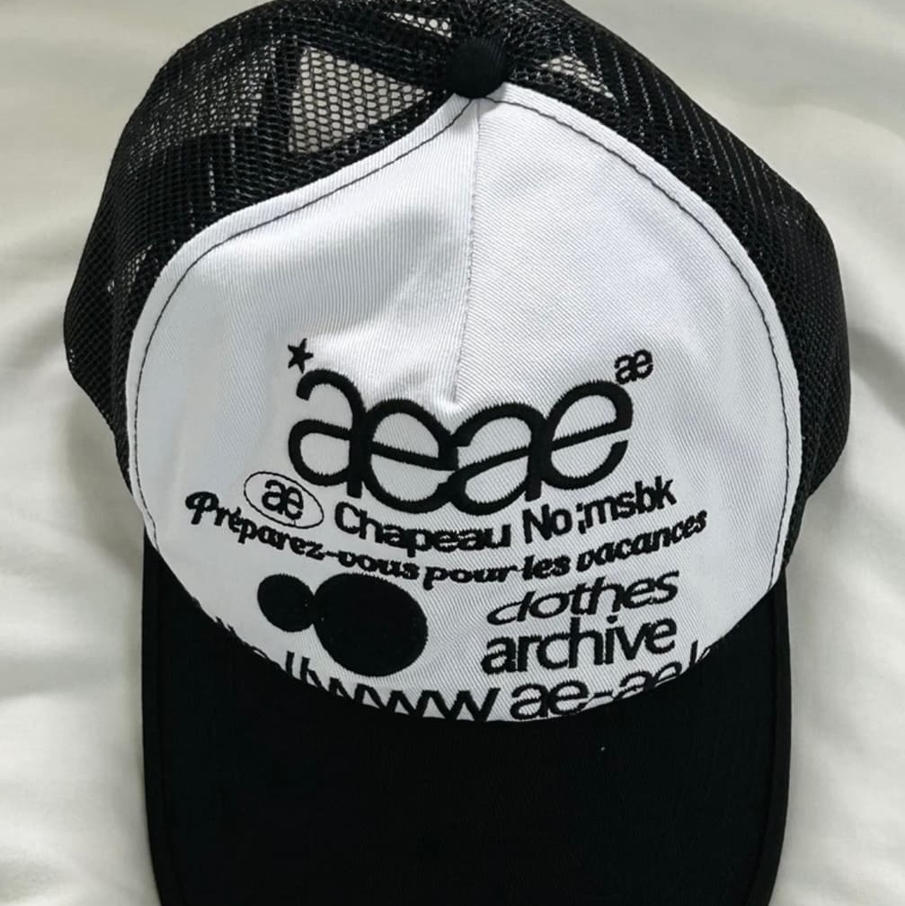 (@otlotll) 님의 게시물 | KREAM