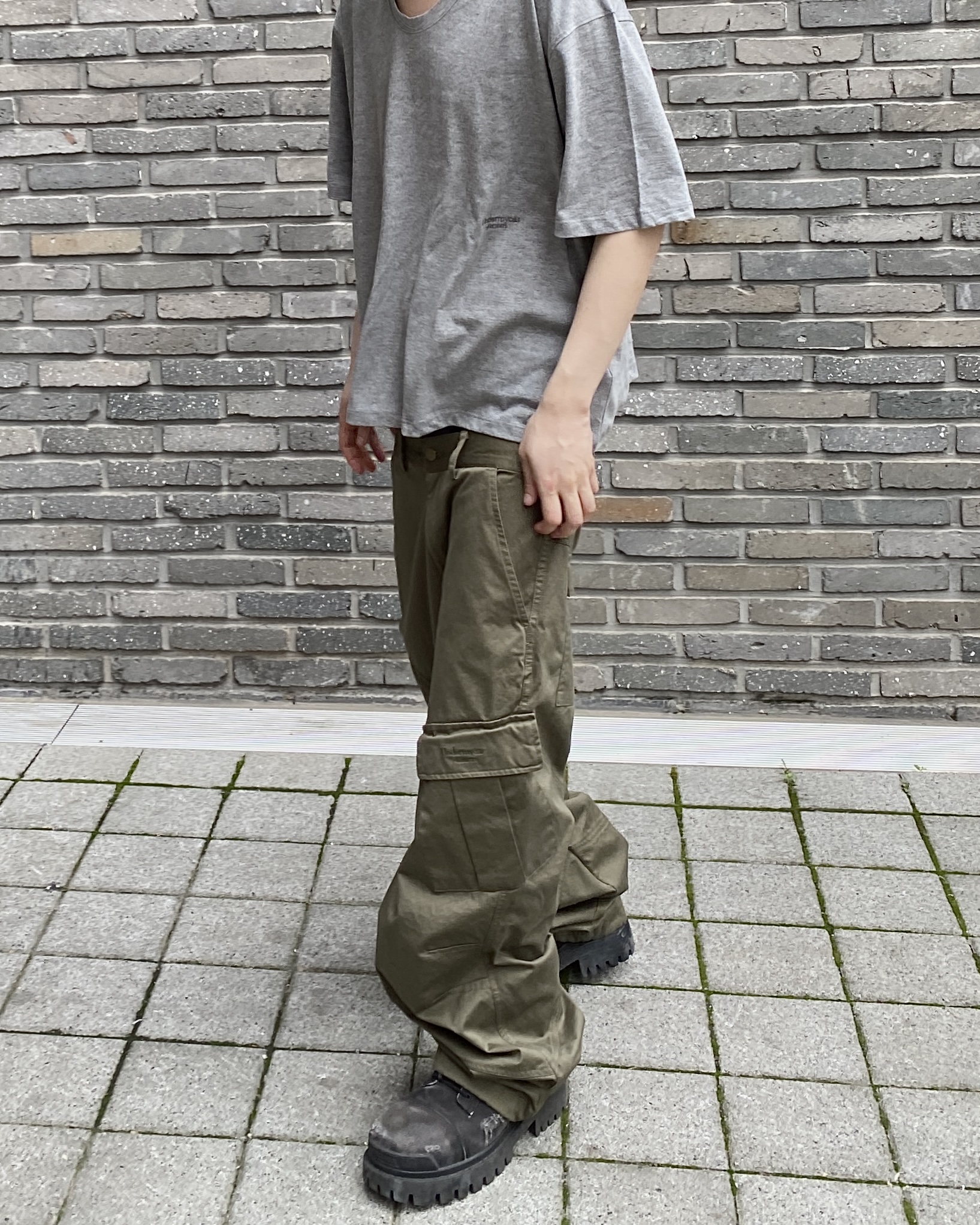 언더마이카 MU. 뉴 드랍 | KREAM