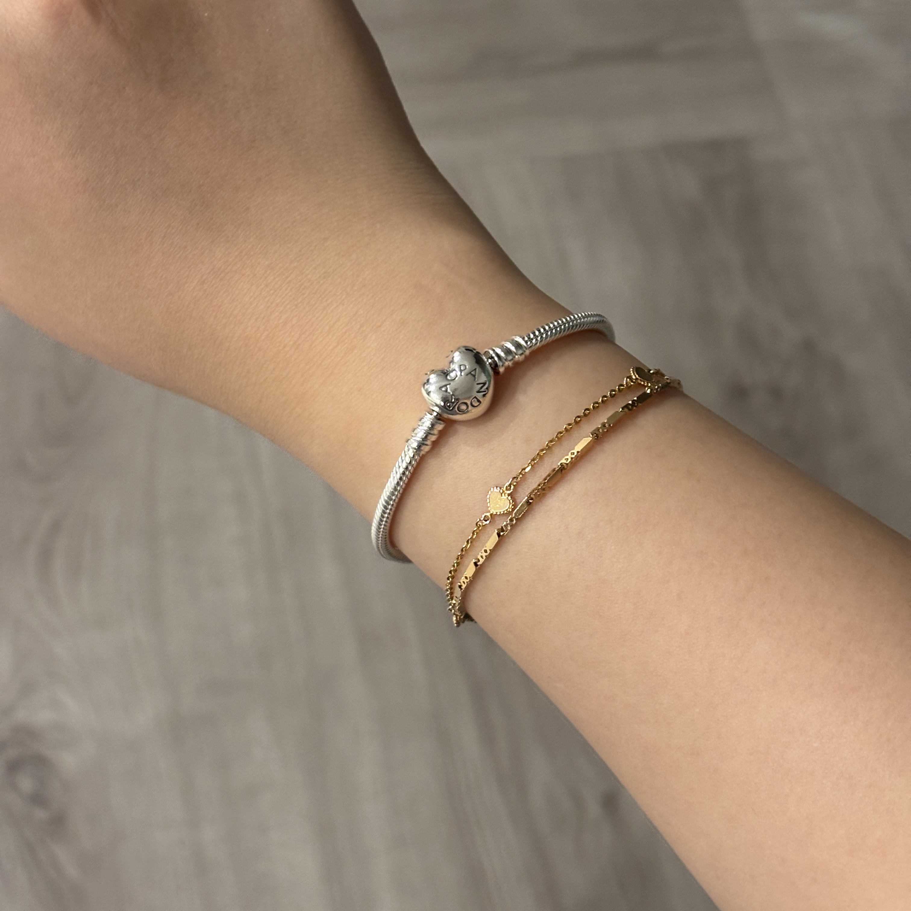 웜톤인데 | KREAM