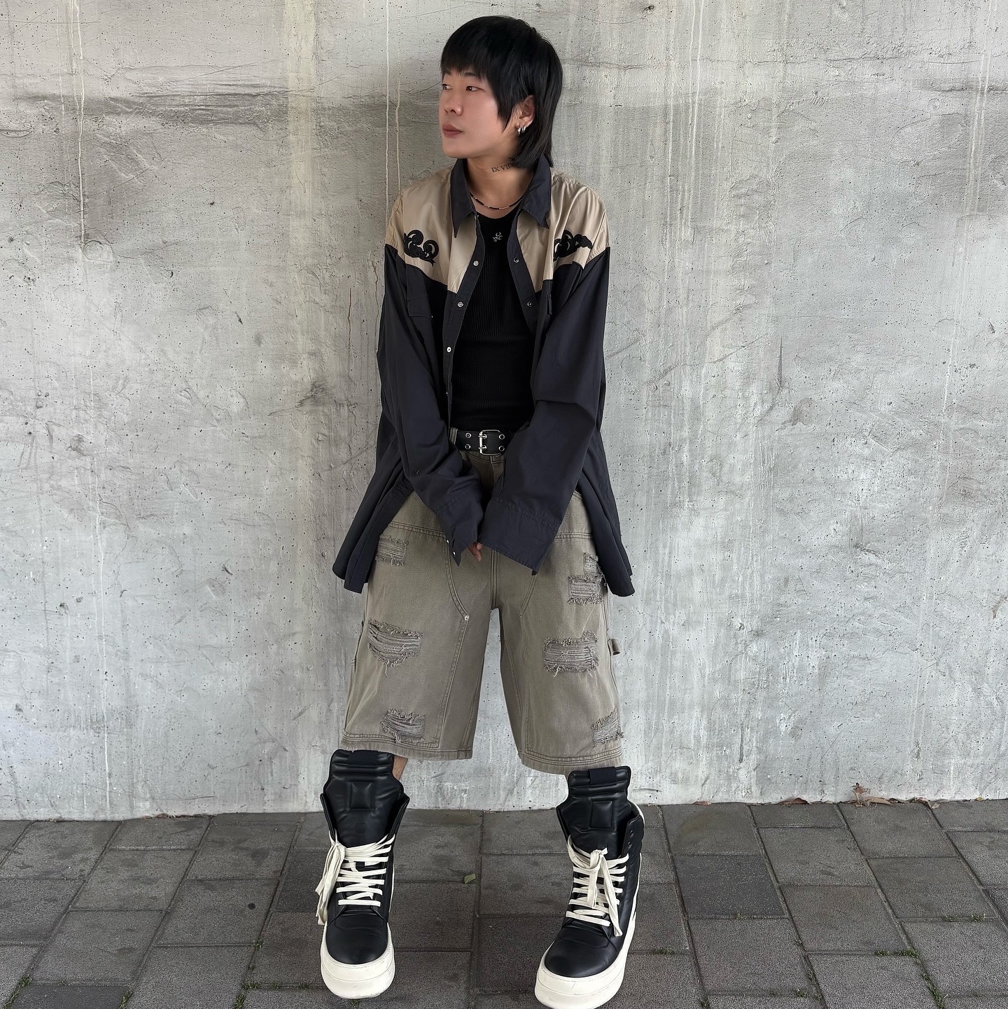 징기 (@jingy) 님의 게시물 | KREAM