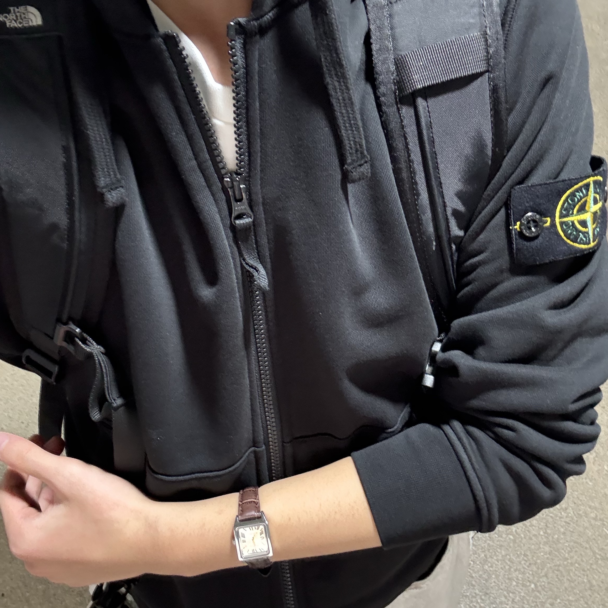 스톤 후드집업 24ss | KREAM