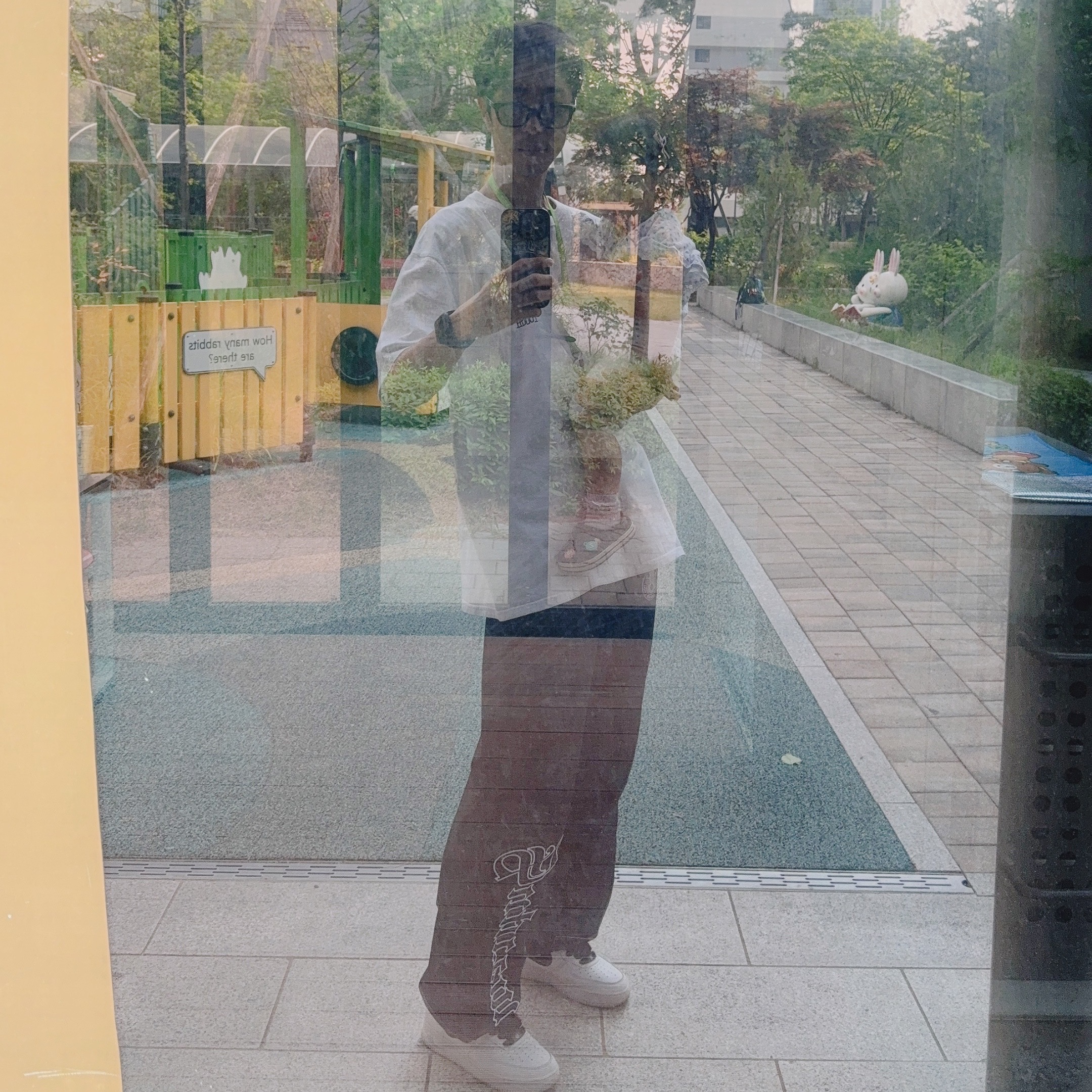 snowy6523 (@xxshin_w_hxx) 님의 게시물 | KREAM