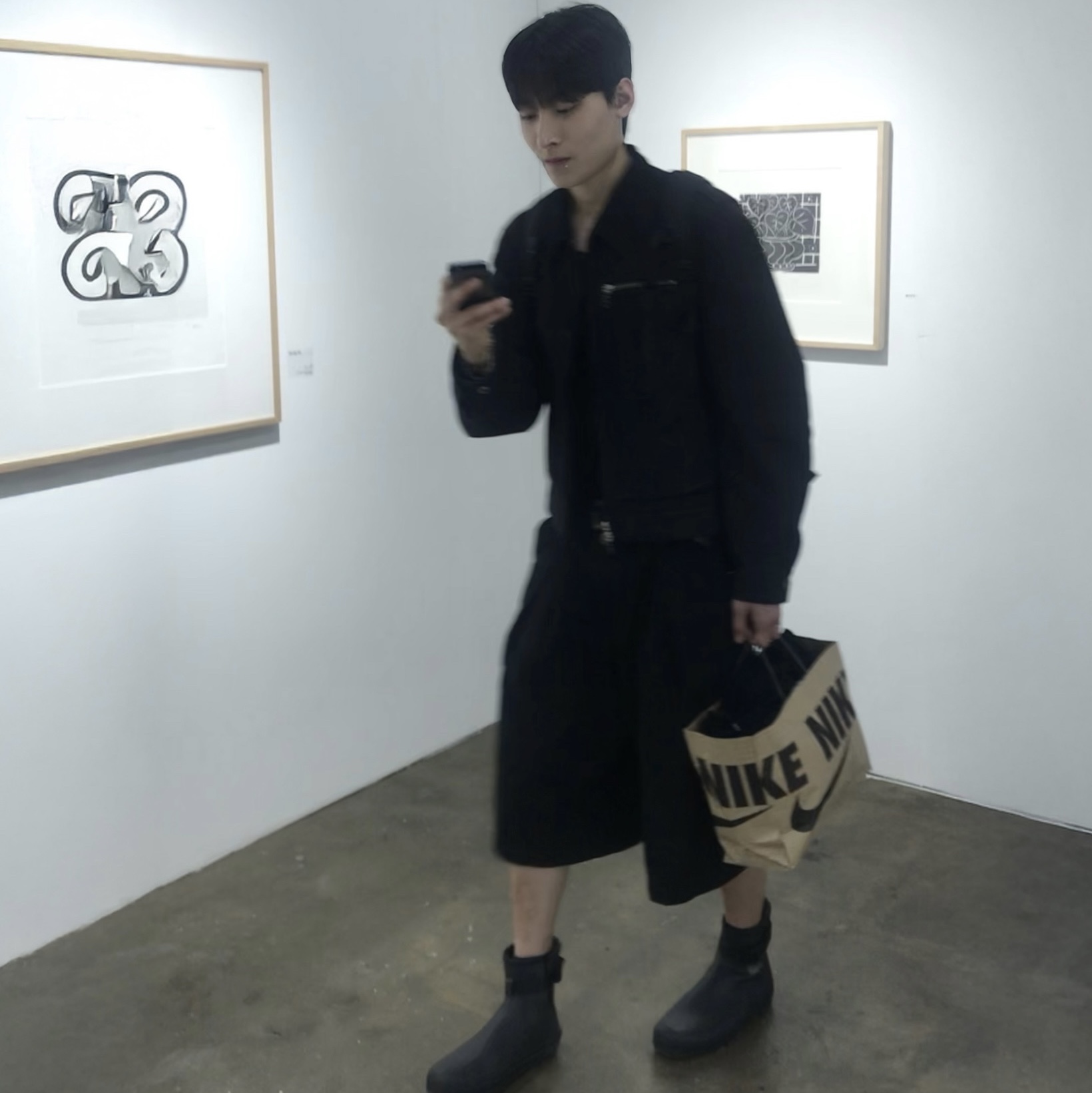 insta: iuiwix__ | KREAM