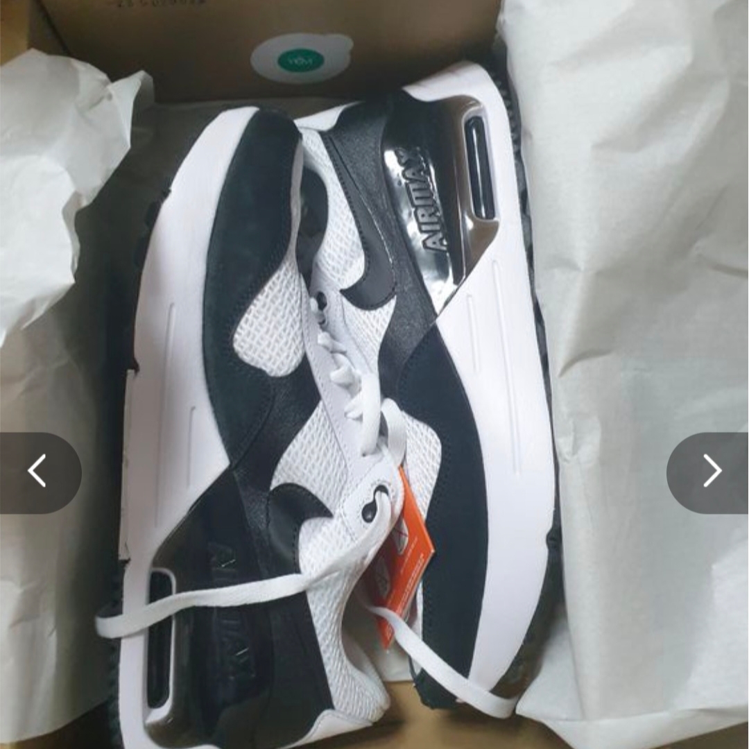 뉴발매니아 (@qv4tqq) 님의 게시물 | KREAM