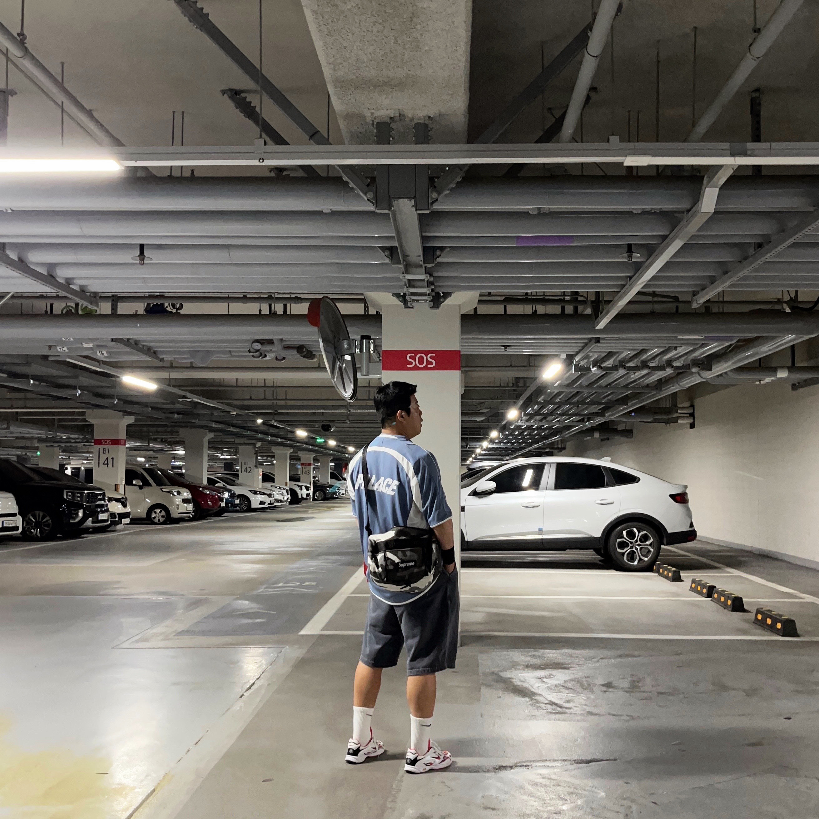 hwangja (@hwangja) 님의 게시물 | KREAM