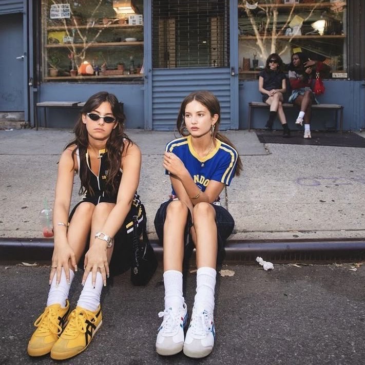 시선을 이끄는 럭셔리템, 다 이유가 있다 | KREAM