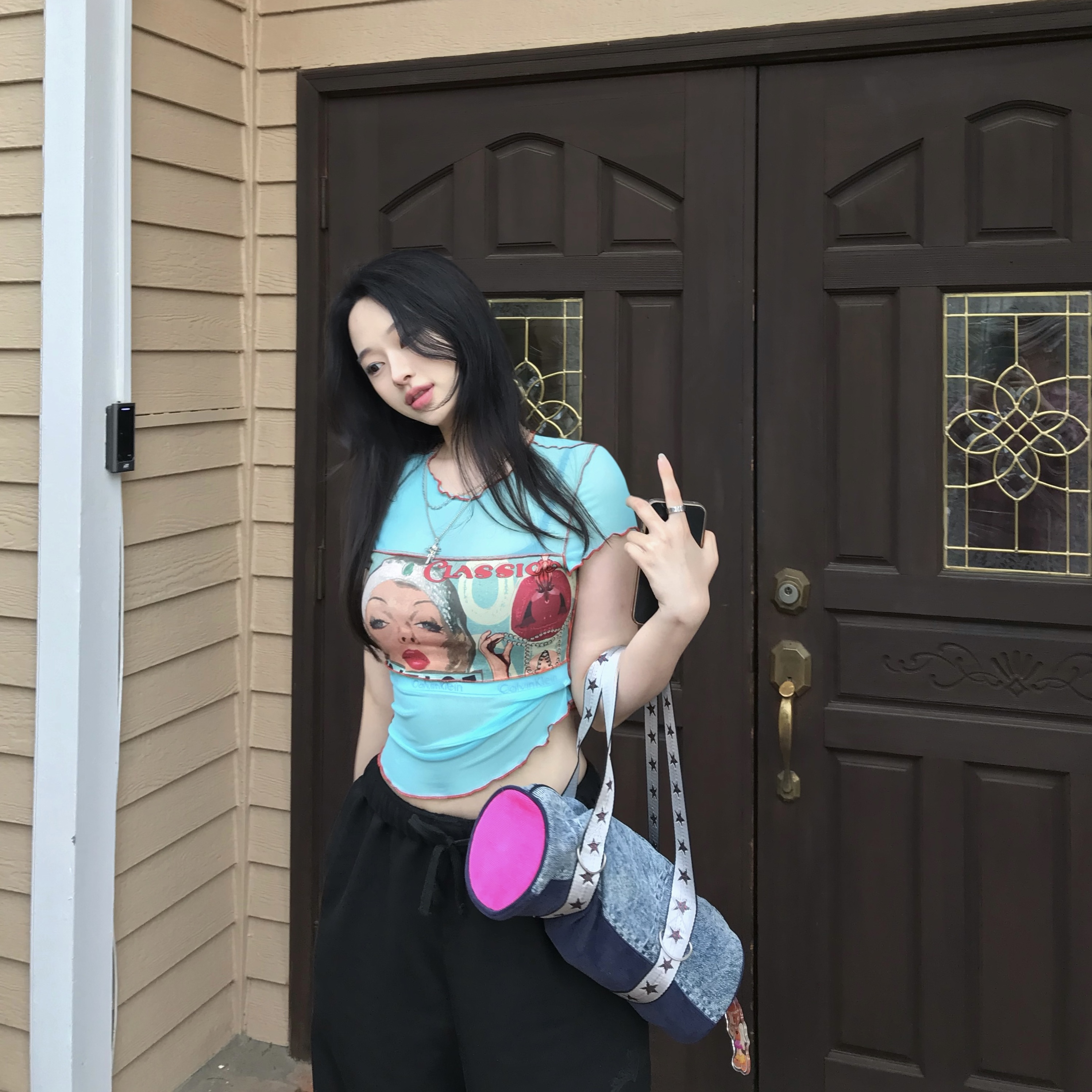 (@downtownbebe) 님의 게시물 | KREAM