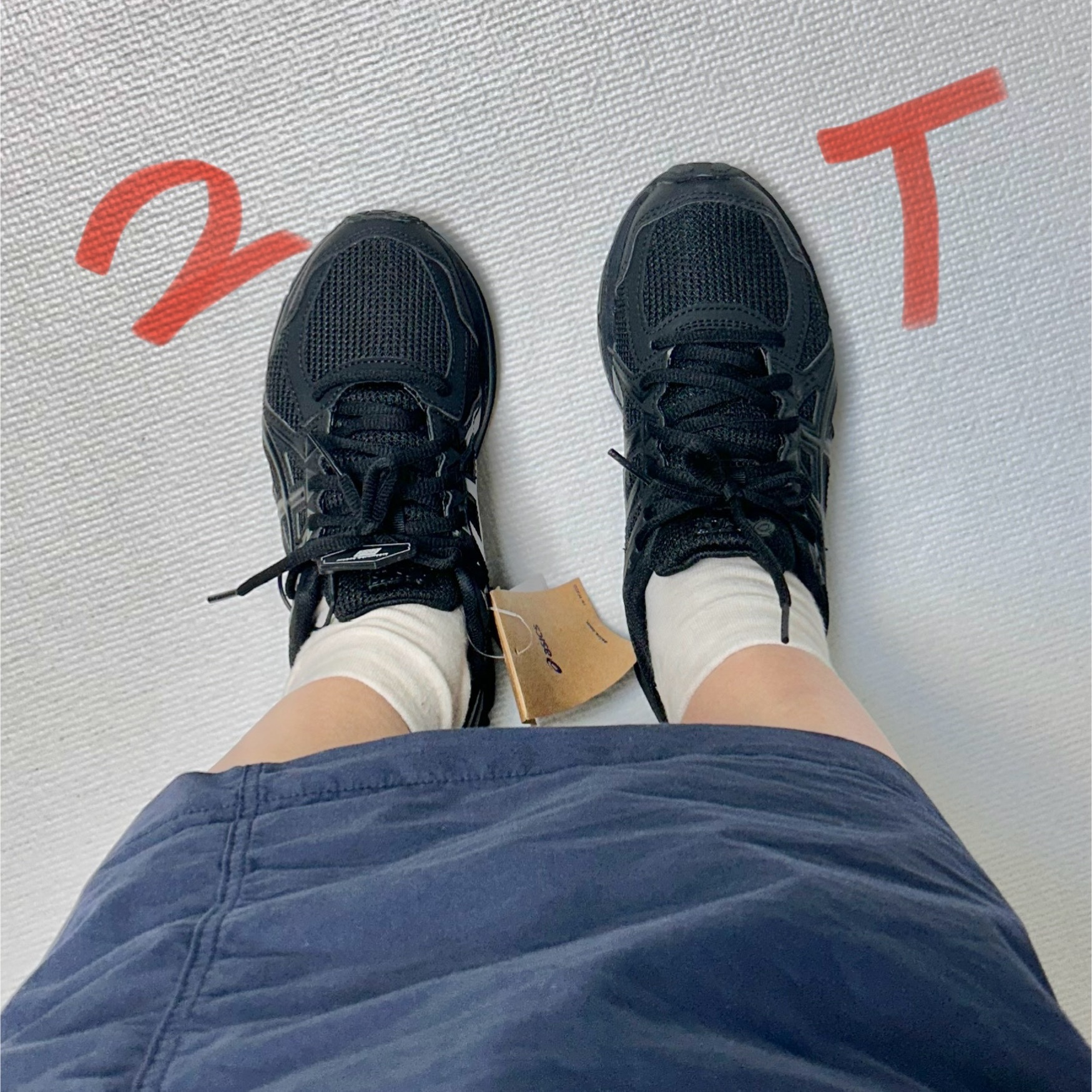 조그100 당황 t랑 2너무 비슷 | KREAM