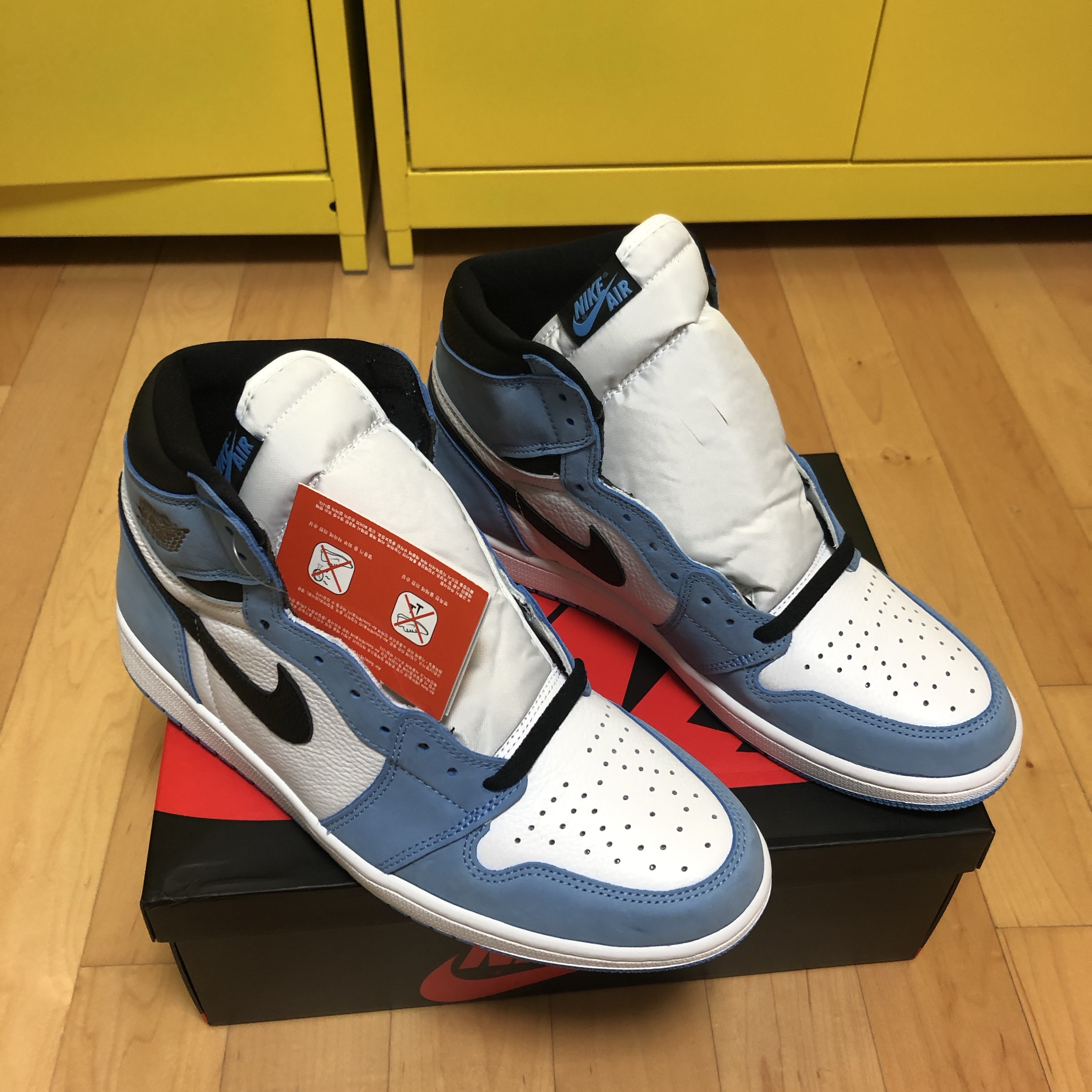 스바 (@seuba1) 님의 게시물 | KREAM