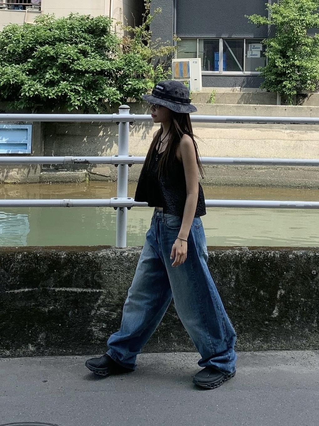 환녜디 (@yejida) 님의 게시물 | KREAM