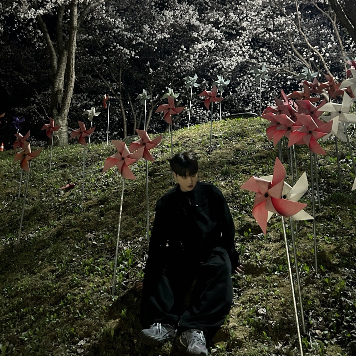 오늘 뭐입지 (@yys_goo_ss) 님의 게시물 | KREAM