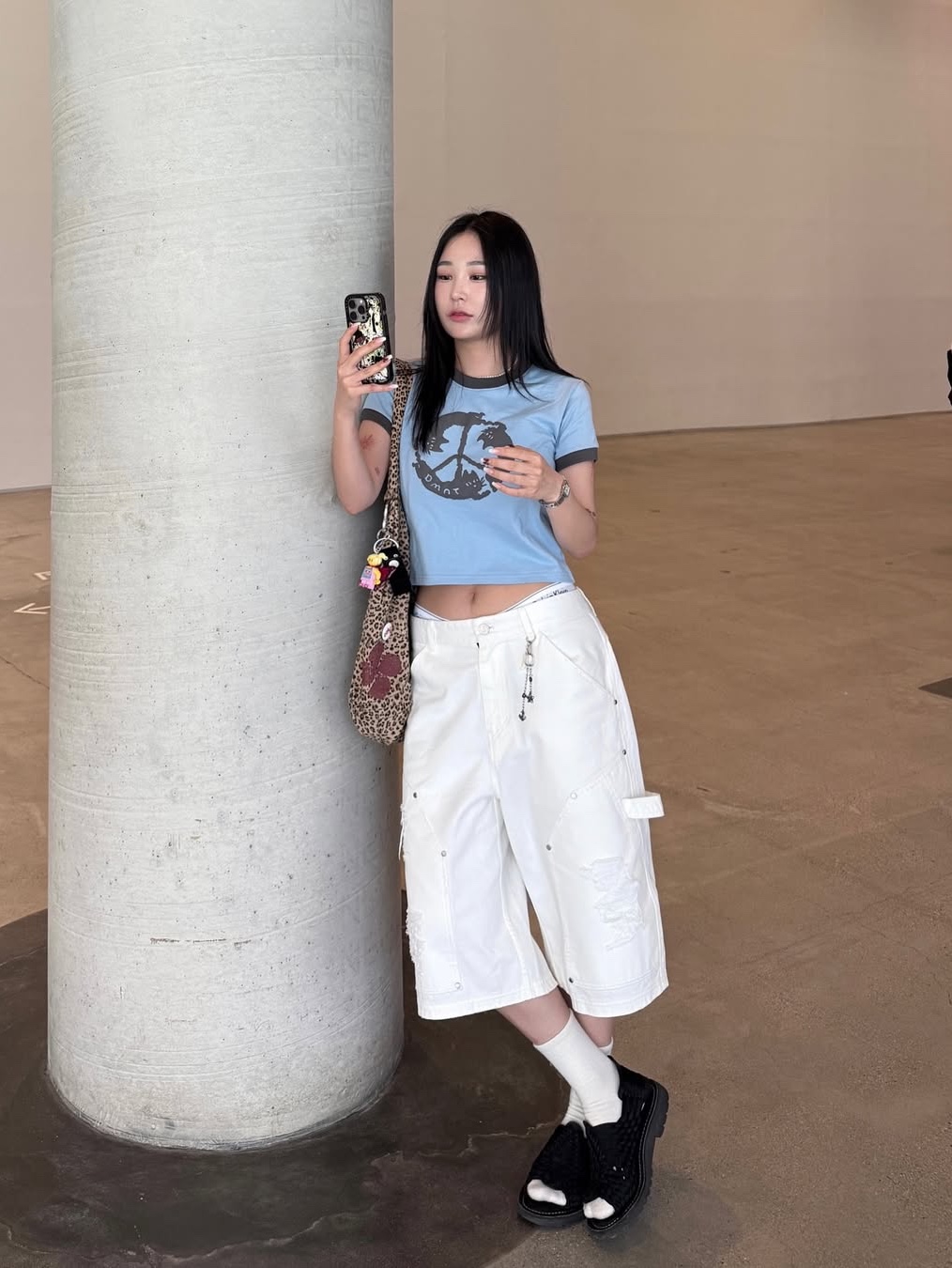 DOMINANT (@dominant) 님의 게시물 | KREAM