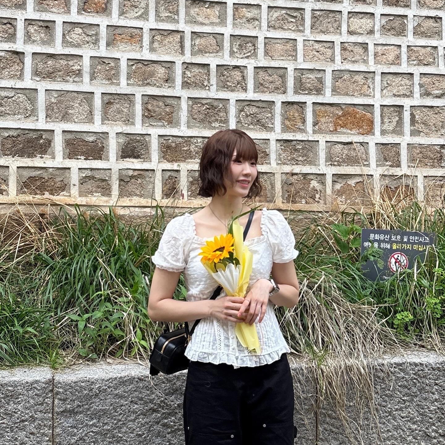 only2448 (@g0rp4i) 님의 게시물 | KREAM