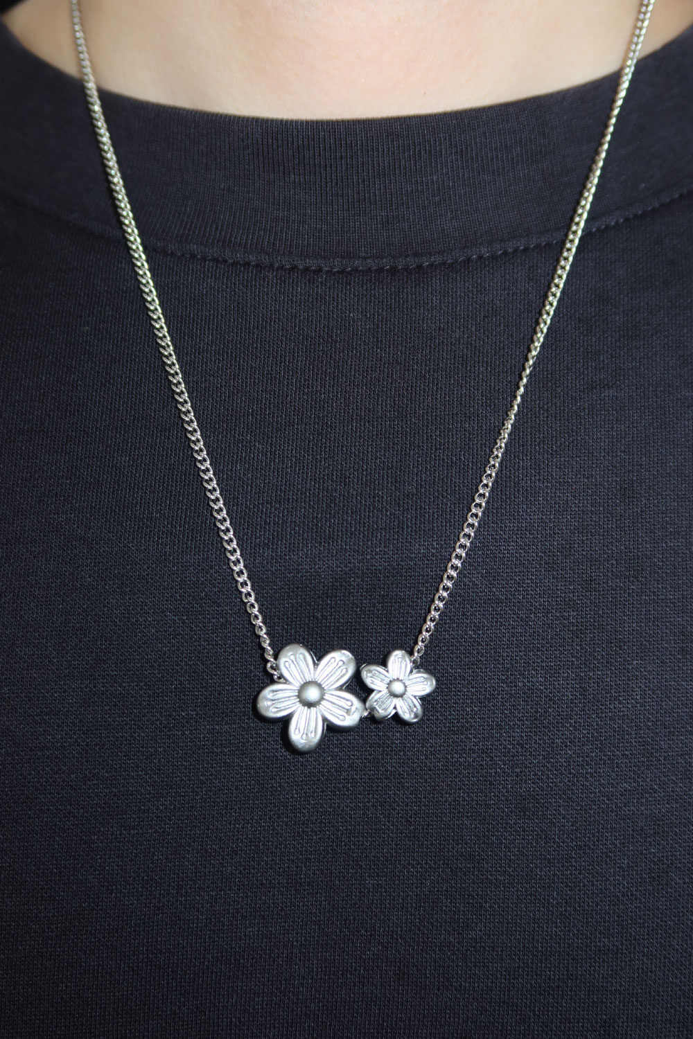 호노 리포트 트윈 플라워 네크리스 | Hono Report | KREAM