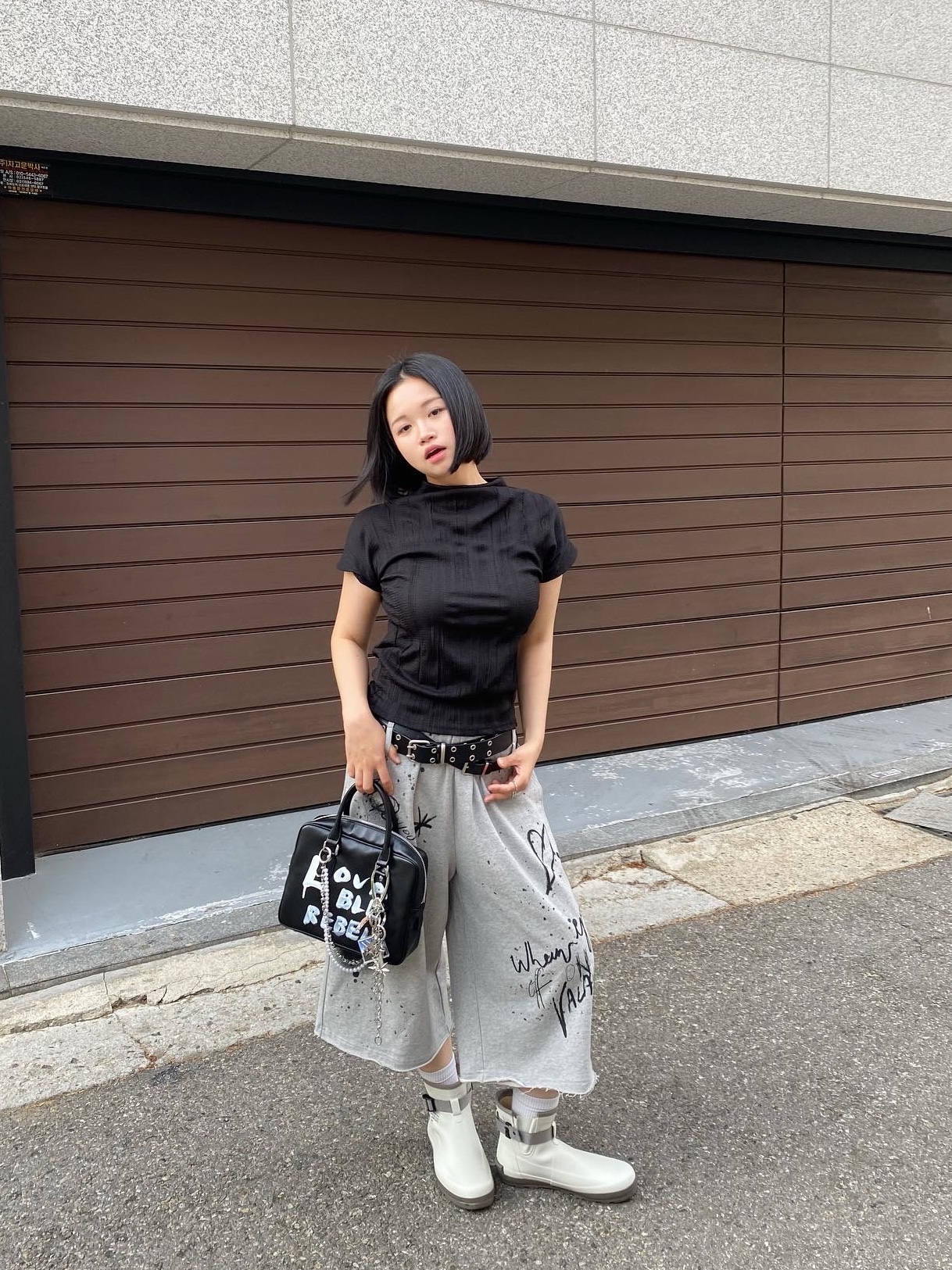 주다 (@z00___daa) 님의 게시물 | KREAM