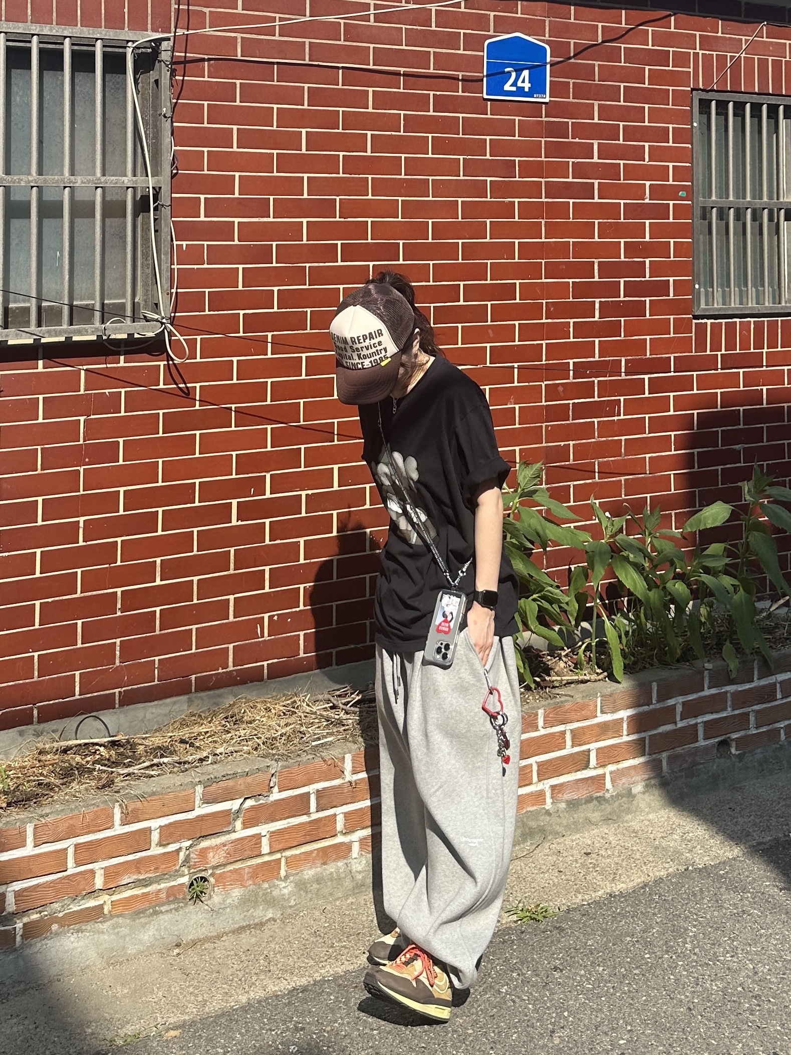 @d2_b_ (@d2_b_) 님의 게시물 | KREAM