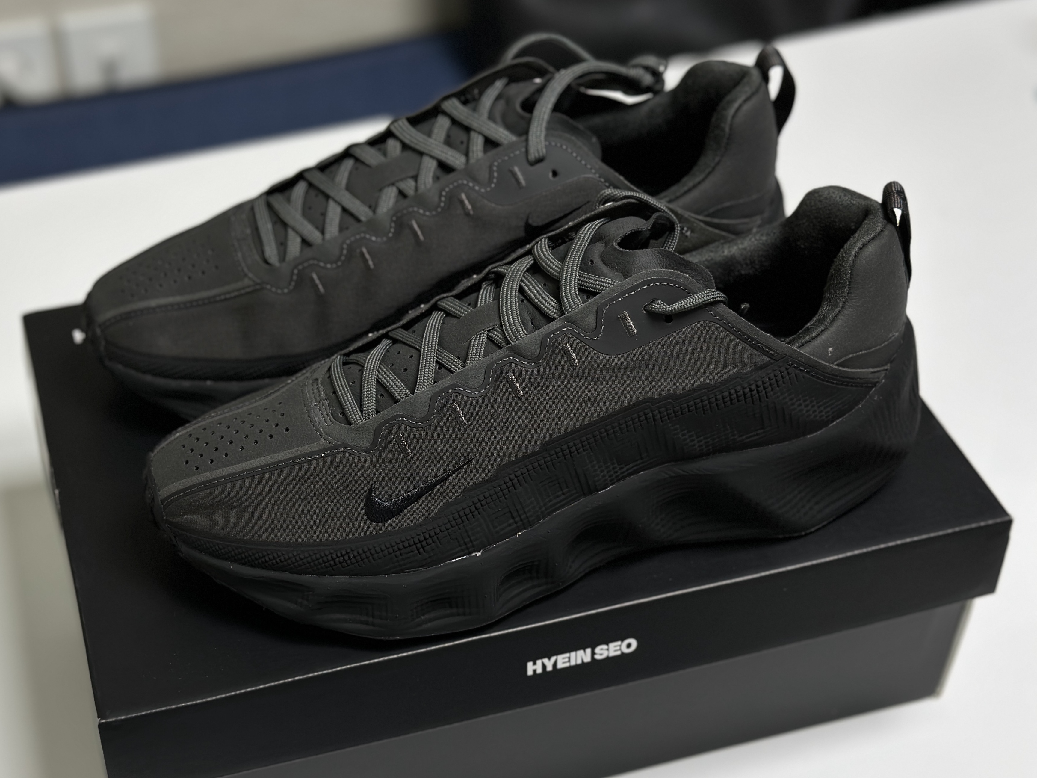 @sneakers__) 님의 게시물 | KREAM