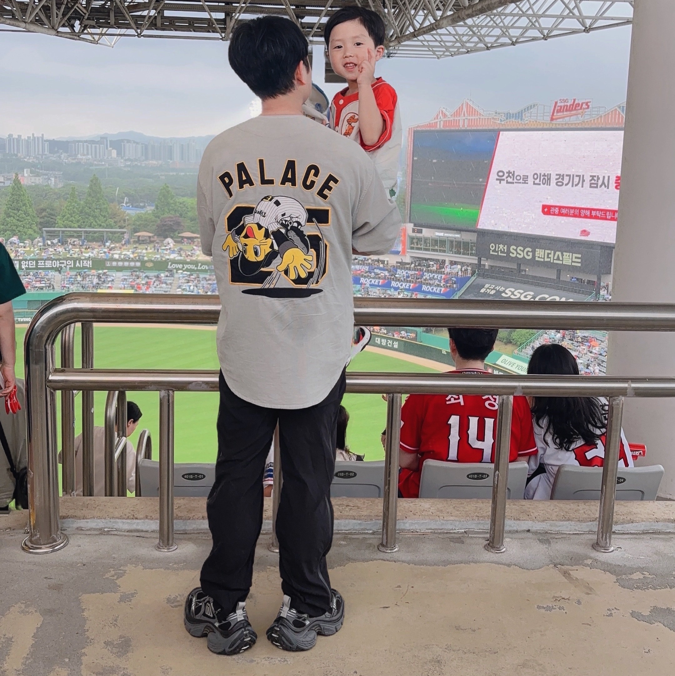 siti2 (@jusiha) 님의 게시물 | KREAM