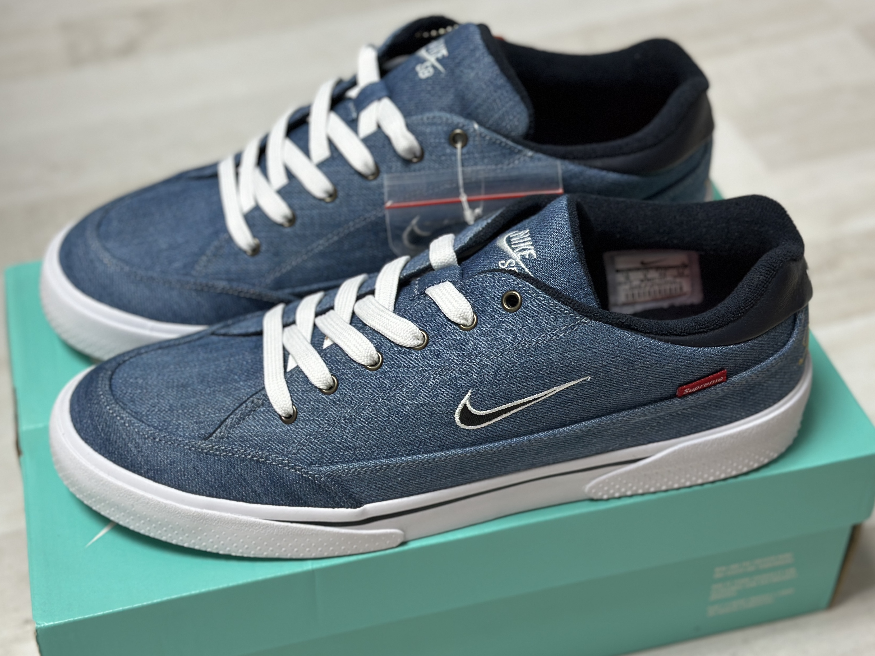 @sneakers__) 님의 게시물 | KREAM