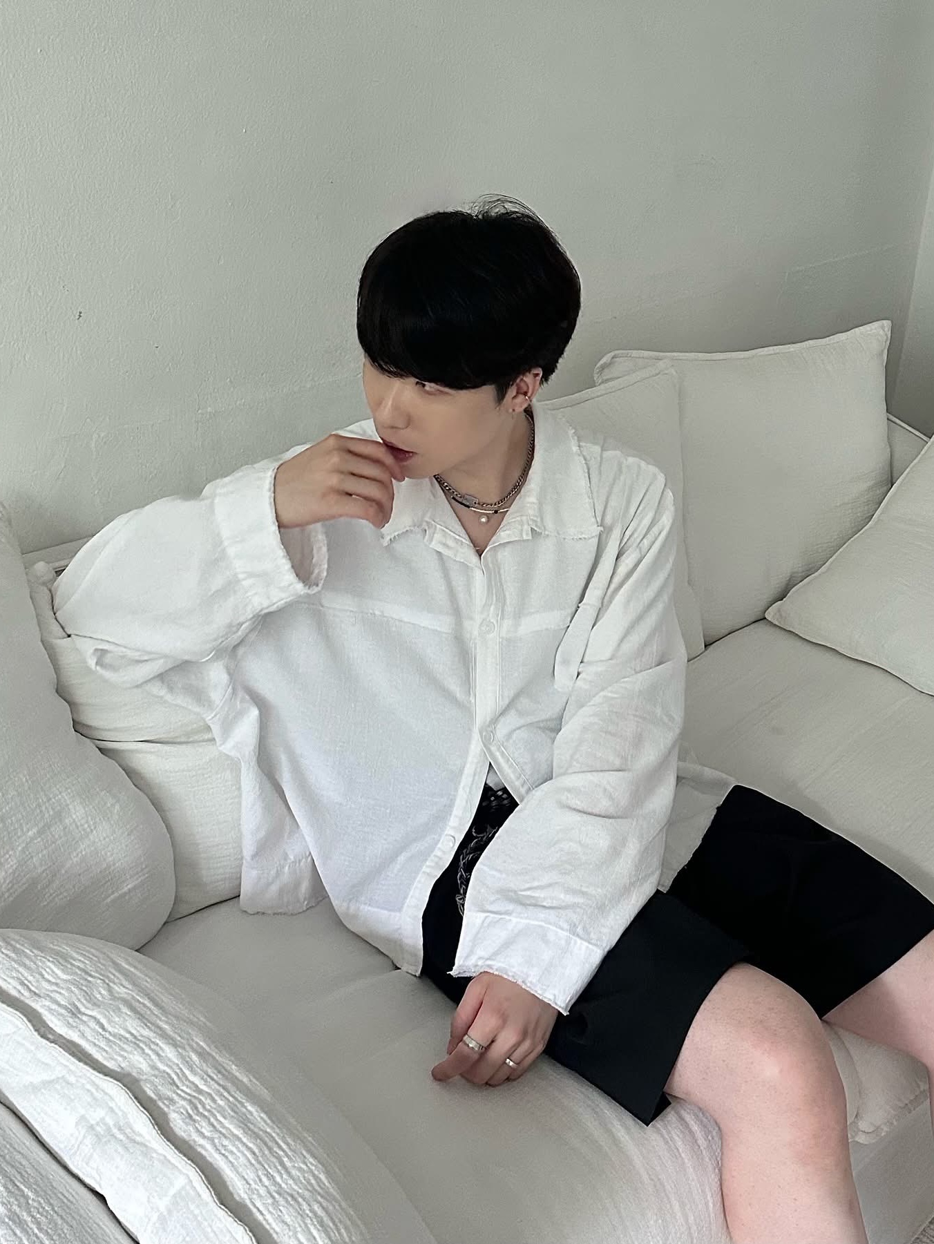 송정현 (@uc5c__) 님의 게시물 | KREAM