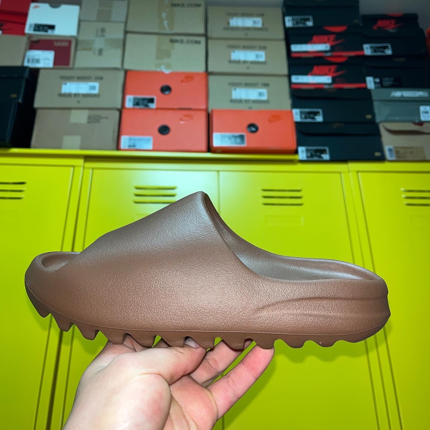 스바 (@seuba1) 님의 게시물 | KREAM