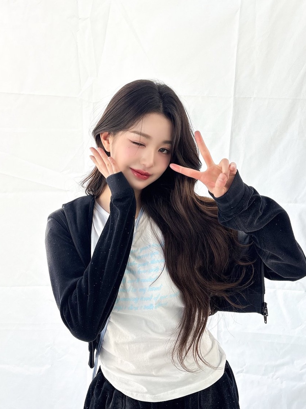 oneul.codi (@oneul.codi) 님의 게시물 | KREAM