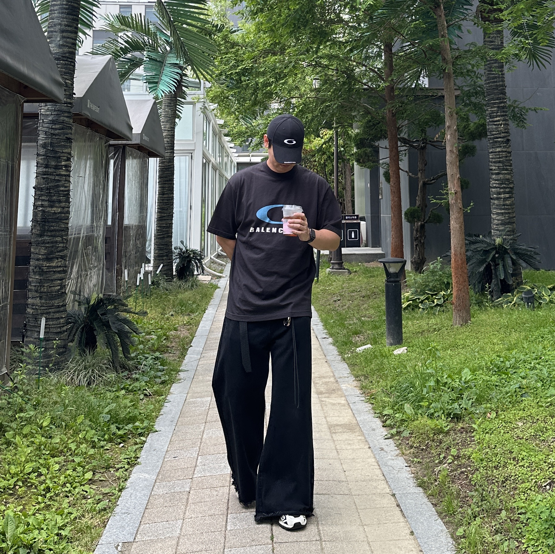 우팔 (@wooo8) 님의 게시물 | KREAM