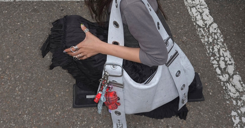 벨라우영 x vacant archive | KREAM